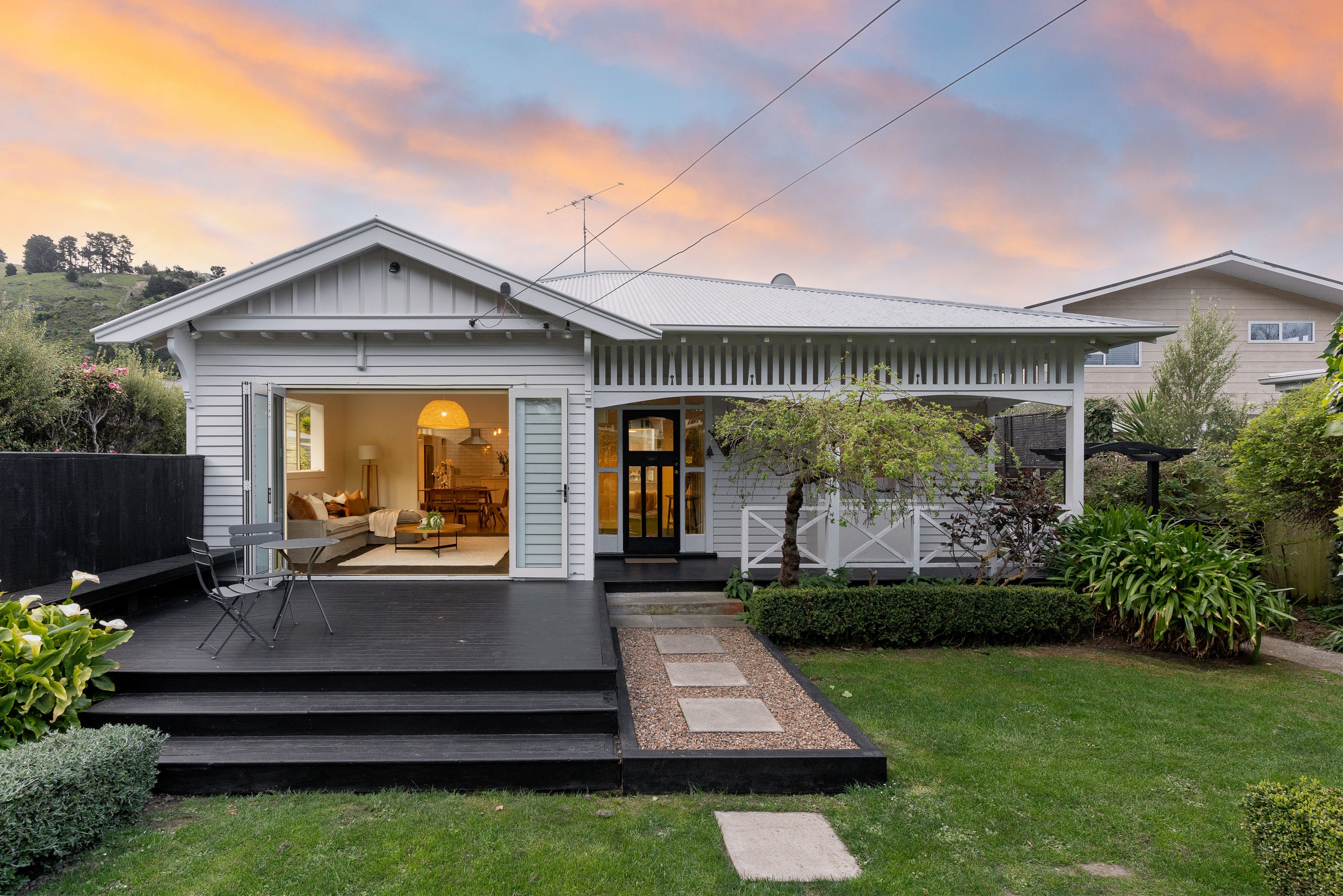 40 Bay View Road, Redcliffs, Christchurch City 8081 - Sold House - Ray ...