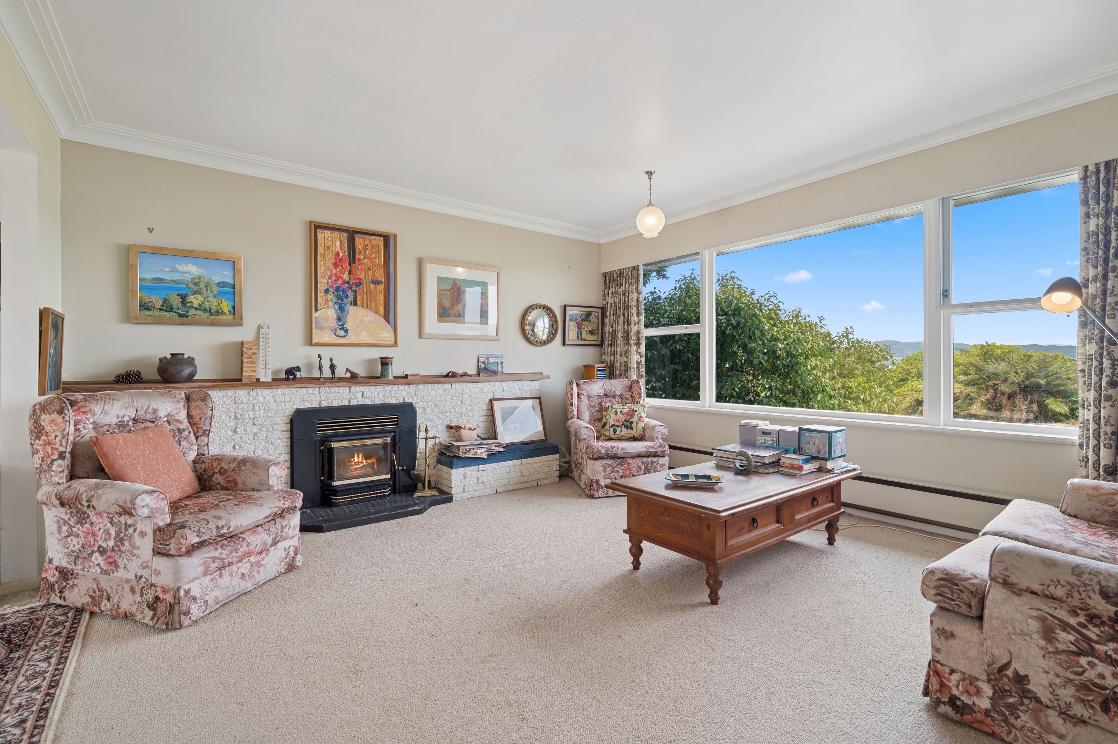 186 Kawaha Point Road, Kawaha Point, Rotorua District 3010 - Sold House ...