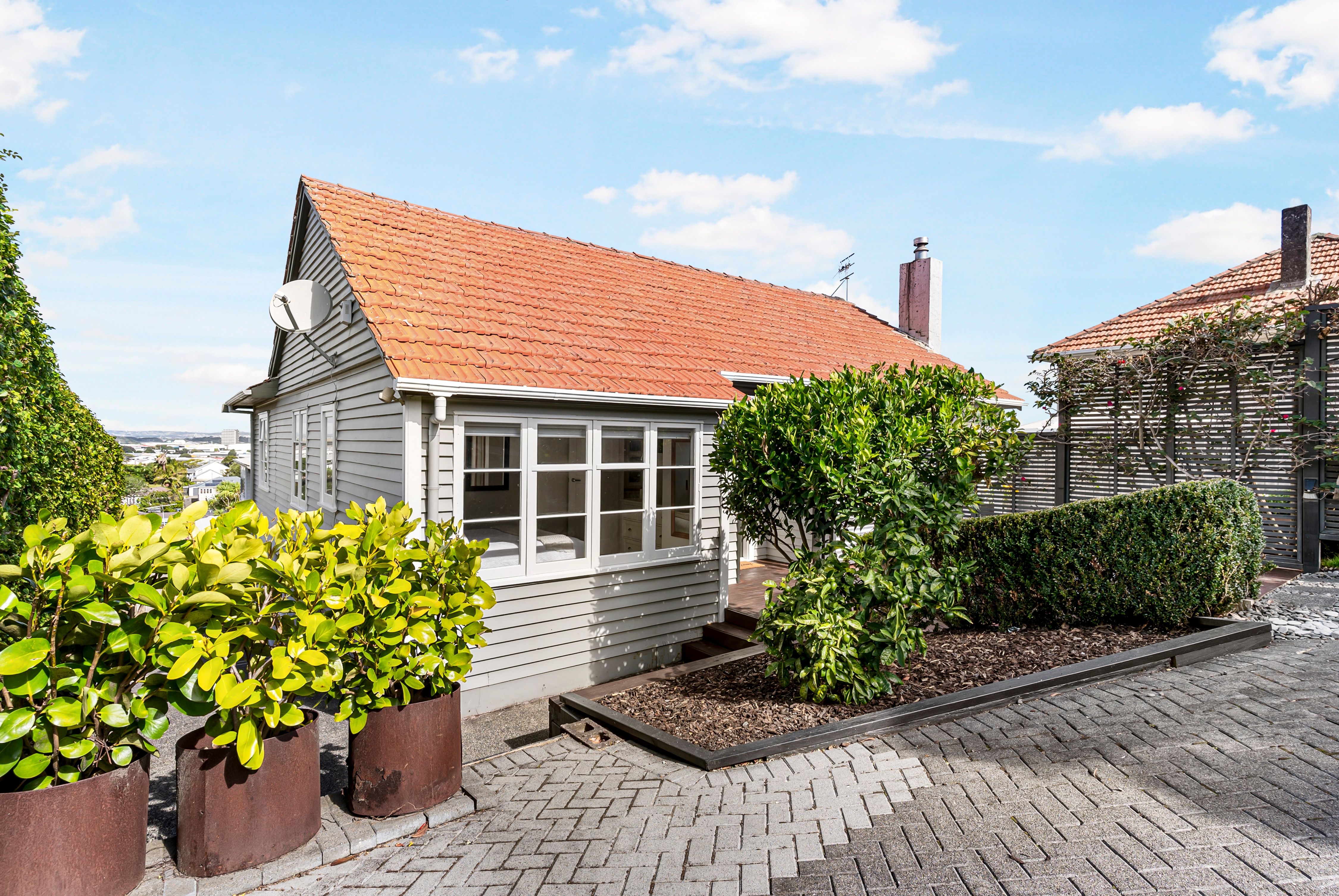50 Konini Road, Greenlane, Auckland City 1051 - Sold House - Ray White ...
