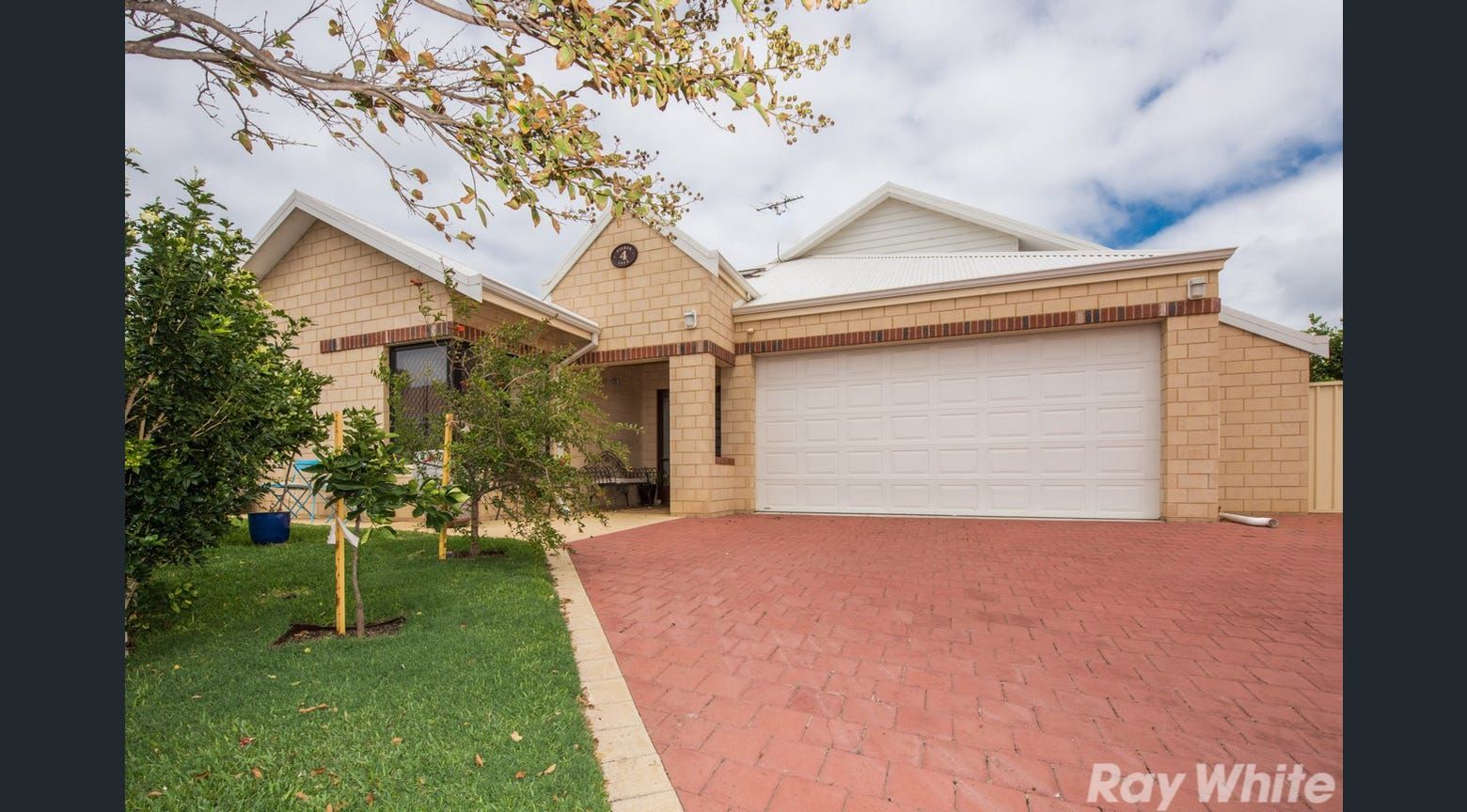 4 Fisher Cove, Mount Tarcoola, WA 6530 - Leased House - Geraldton | Dongara