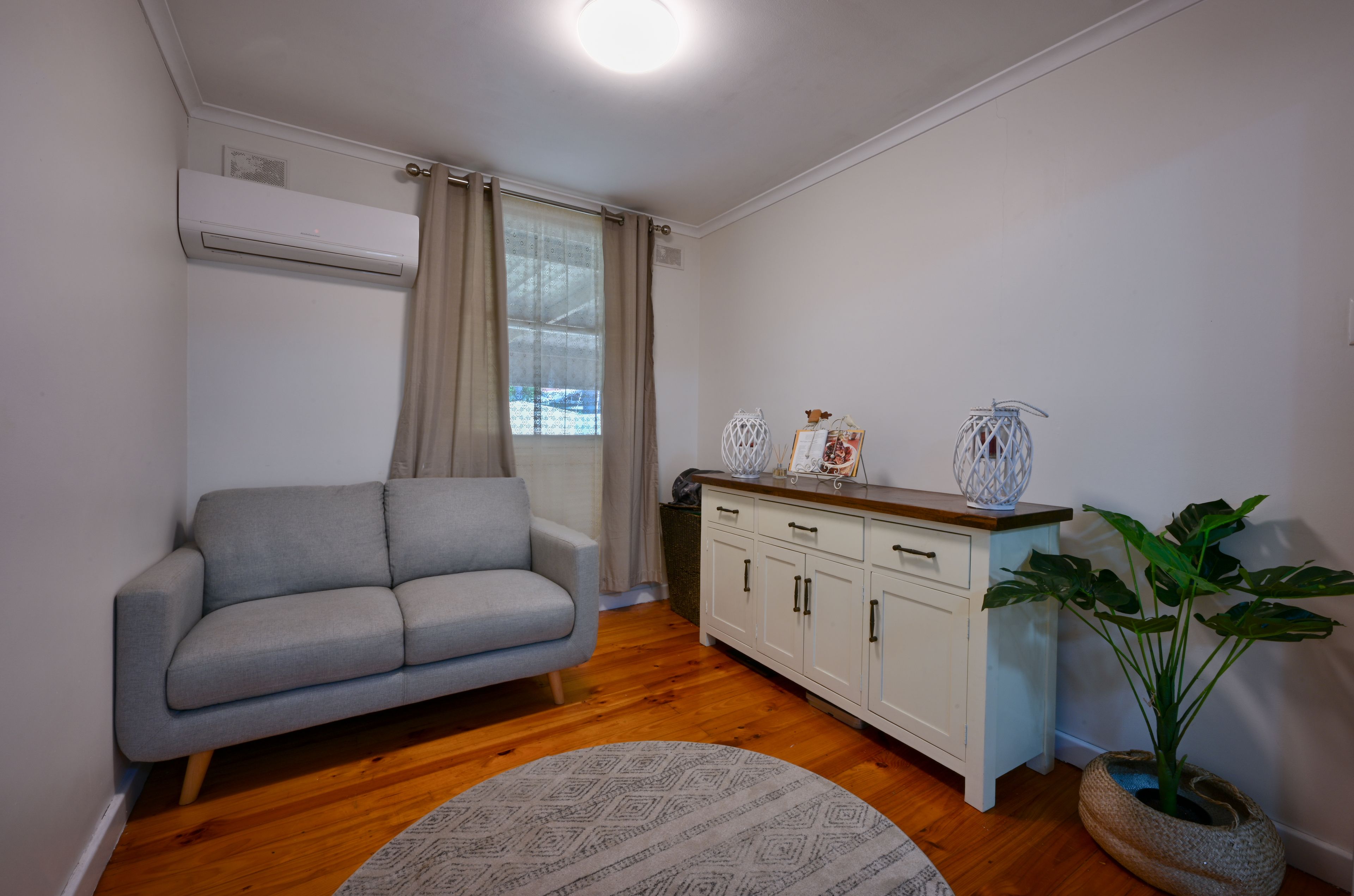 44 Wainwright Street, Whyalla Stuart, SA 5608 - Leased House - Ray ...