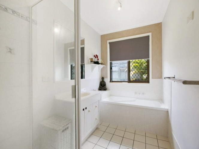 82 Dewar Drive, Loganholme, QLD 4129 - Leased House - Ray White ...