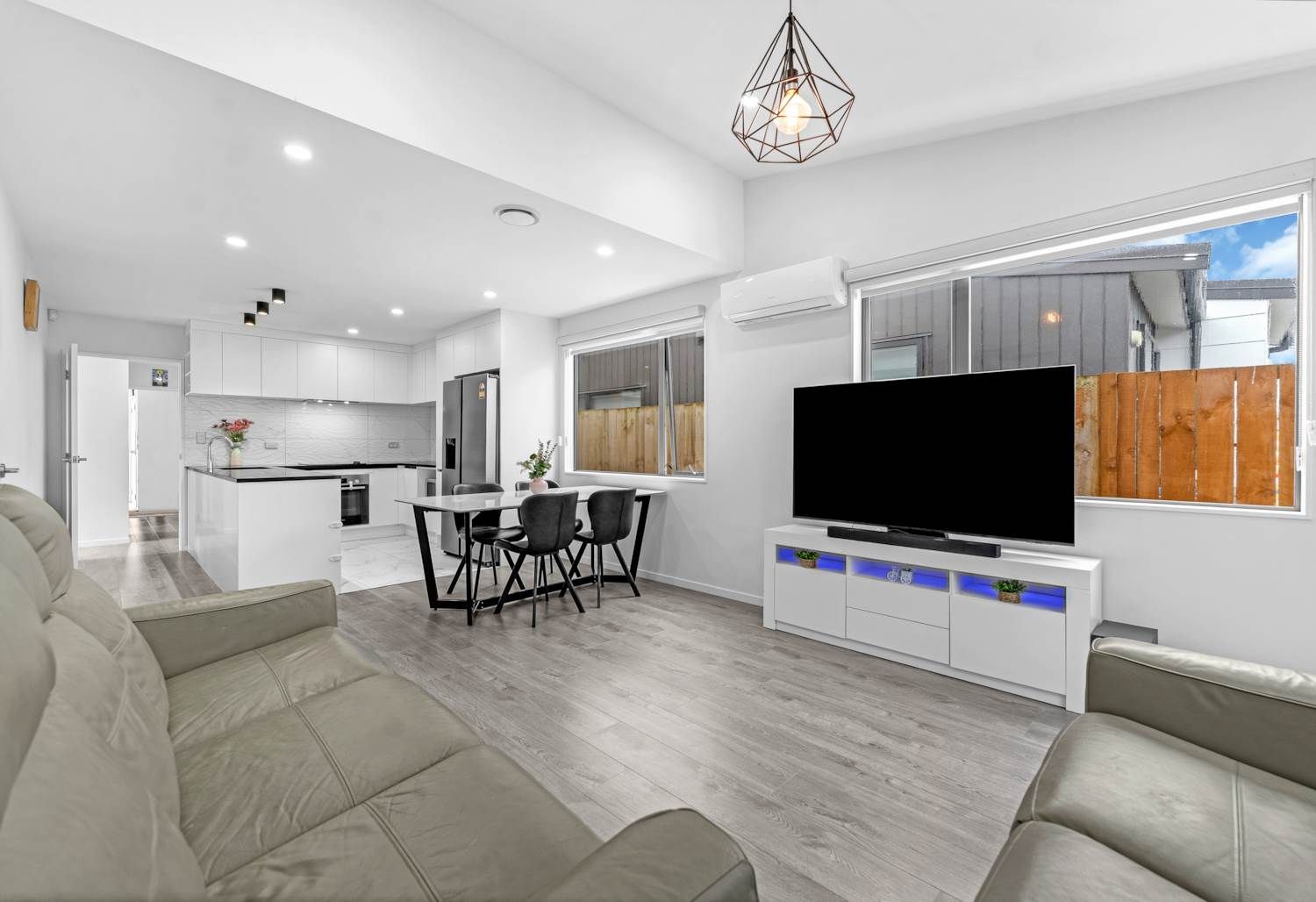 42 Clayden Shuttleworth Street, Papakura, Papakura 2110 - House for ...