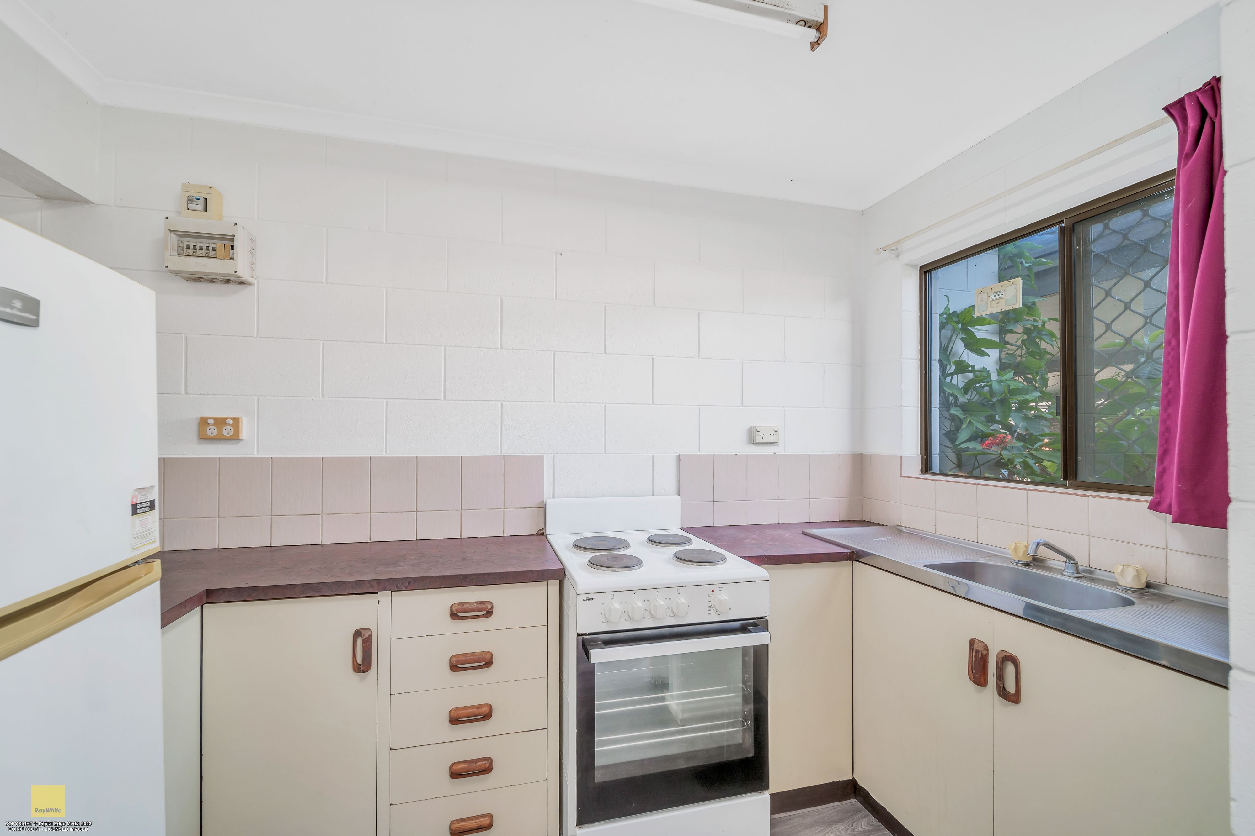 19/108-110 Mayers Street, Manunda, QLD 4870 - Sold Townhouse - Ray ...