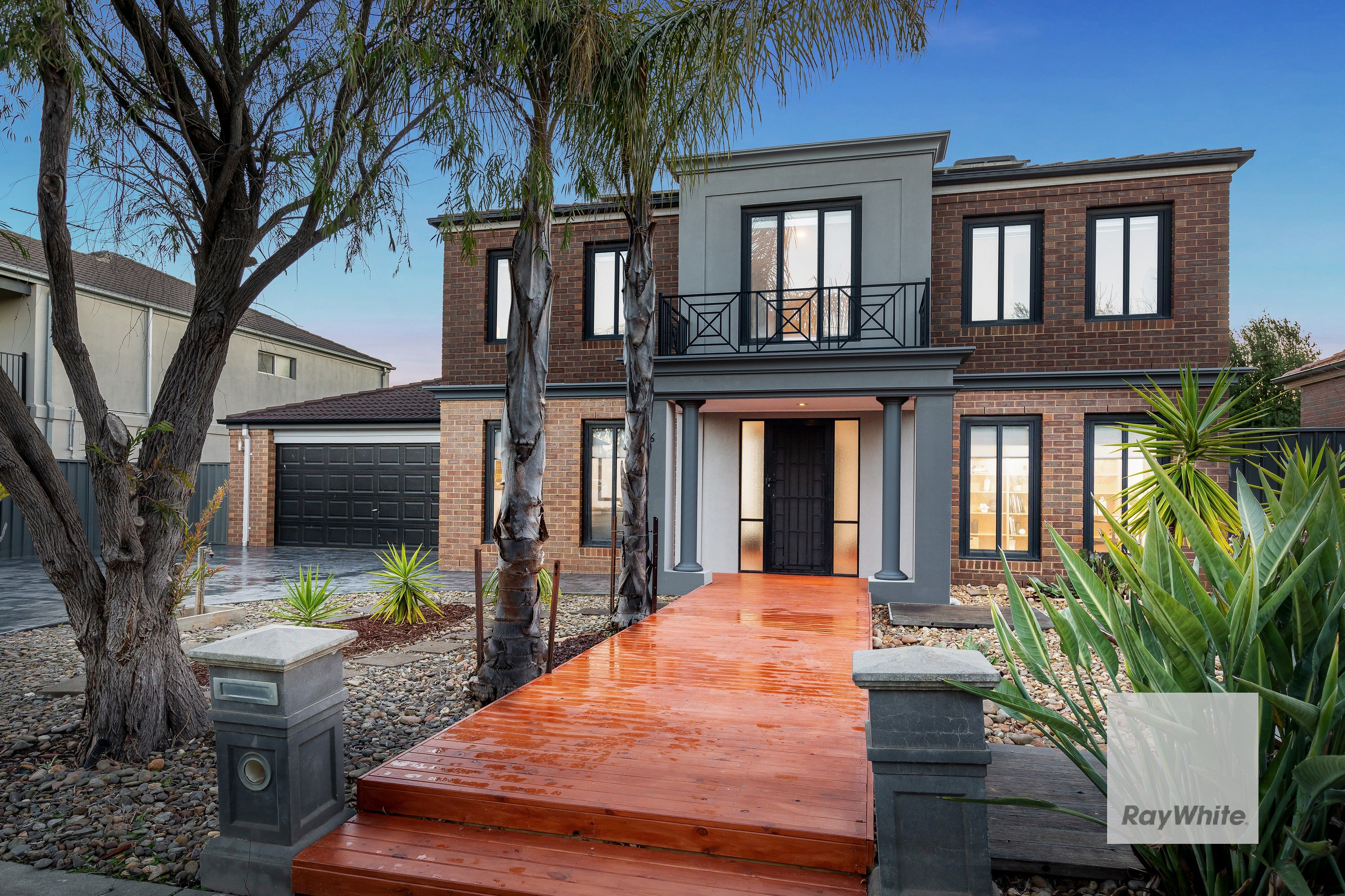 16 Lancely Green, Caroline Springs, VIC 3023 - Sold House - Ray White ...