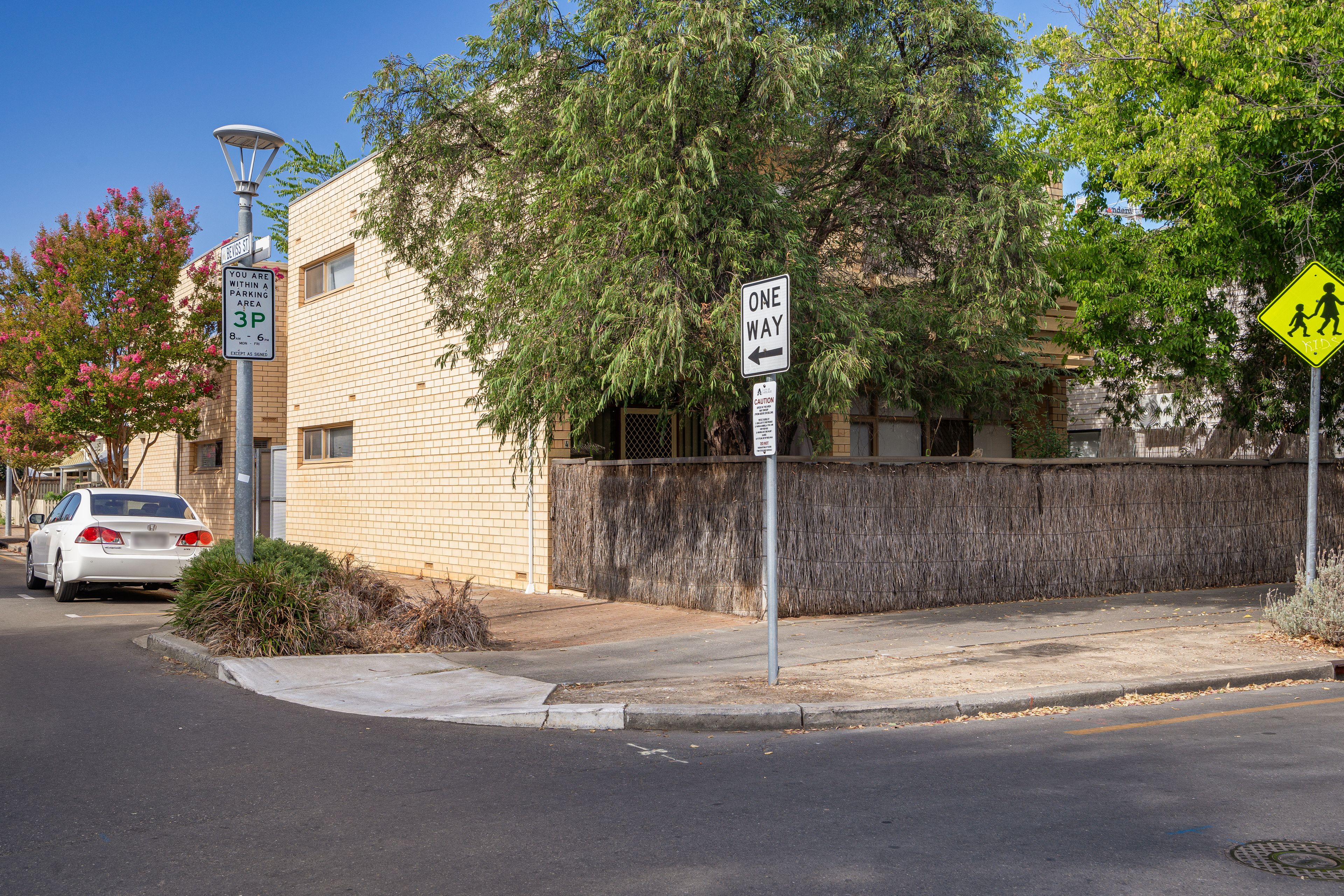 4/33 Gover Street, North Adelaide, SA 5006 - Sold Unit - Ray White Prospect