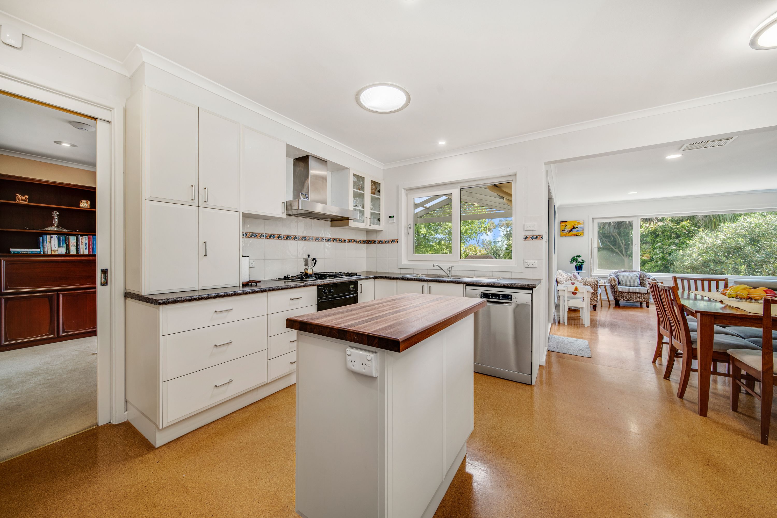 39 Alroy Circuit, Hawker, ACT 2614 - Sold House - Ray White Canberra