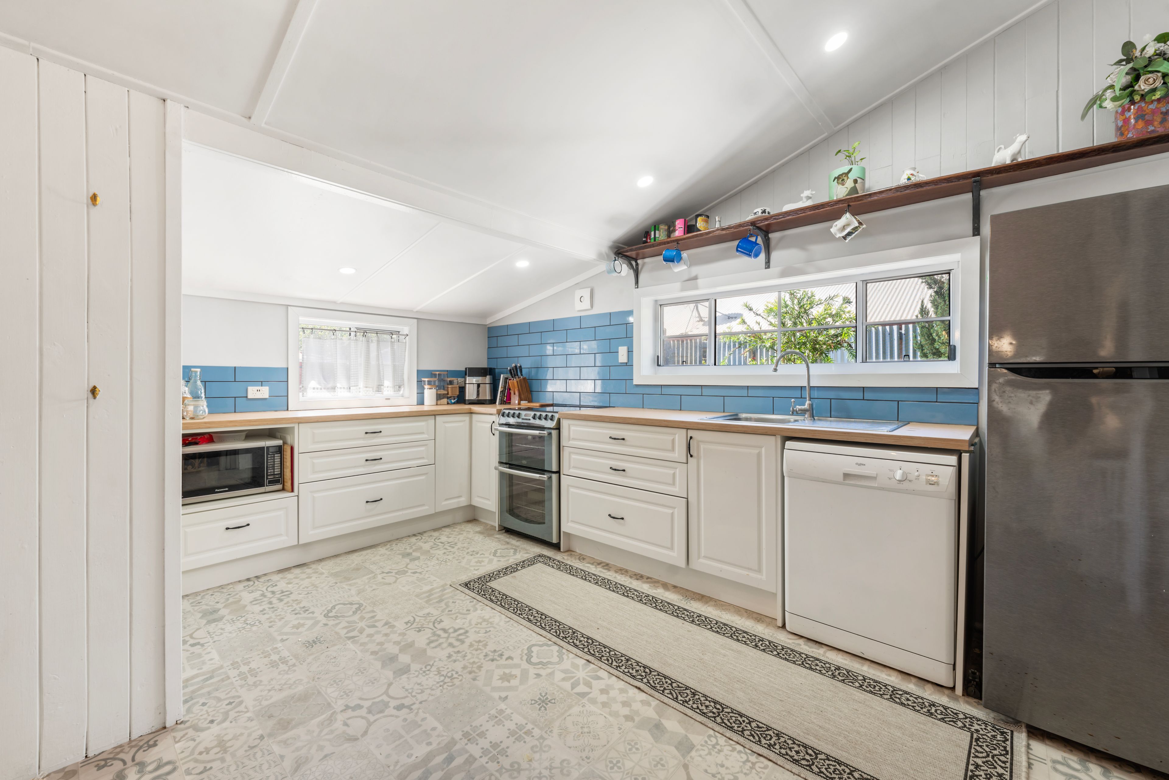 3596 Millmerran Leyburn Road, Leyburn, QLD 4365 - Sold House - Ray ...