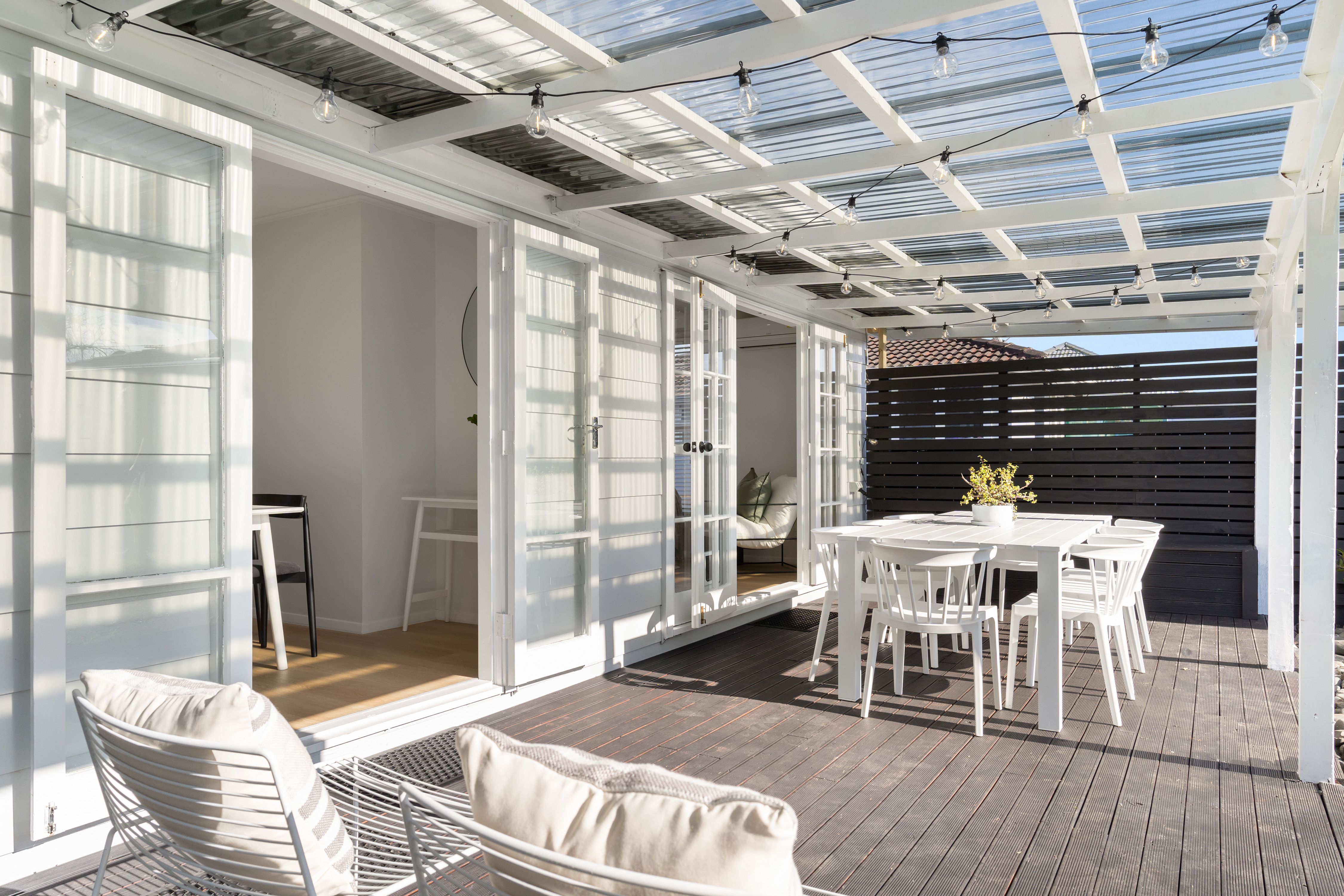 16 Old Wairoa Road, Papakura, Papakura 2110 - Sold House - Ray White ...