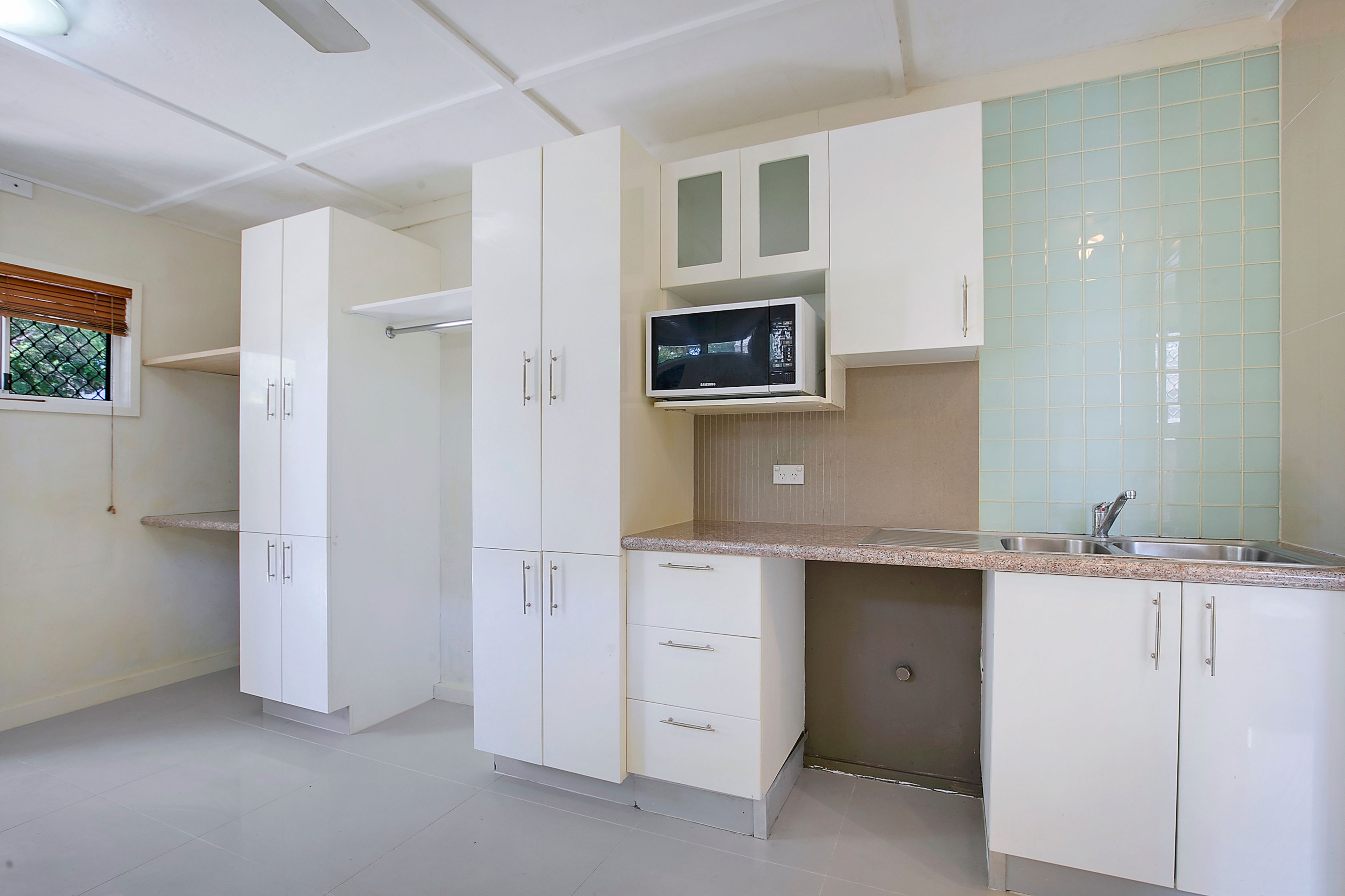 4/32 Doulein Street, Wavell Heights, QLD 4012 - Studio for Rent - Ray ...