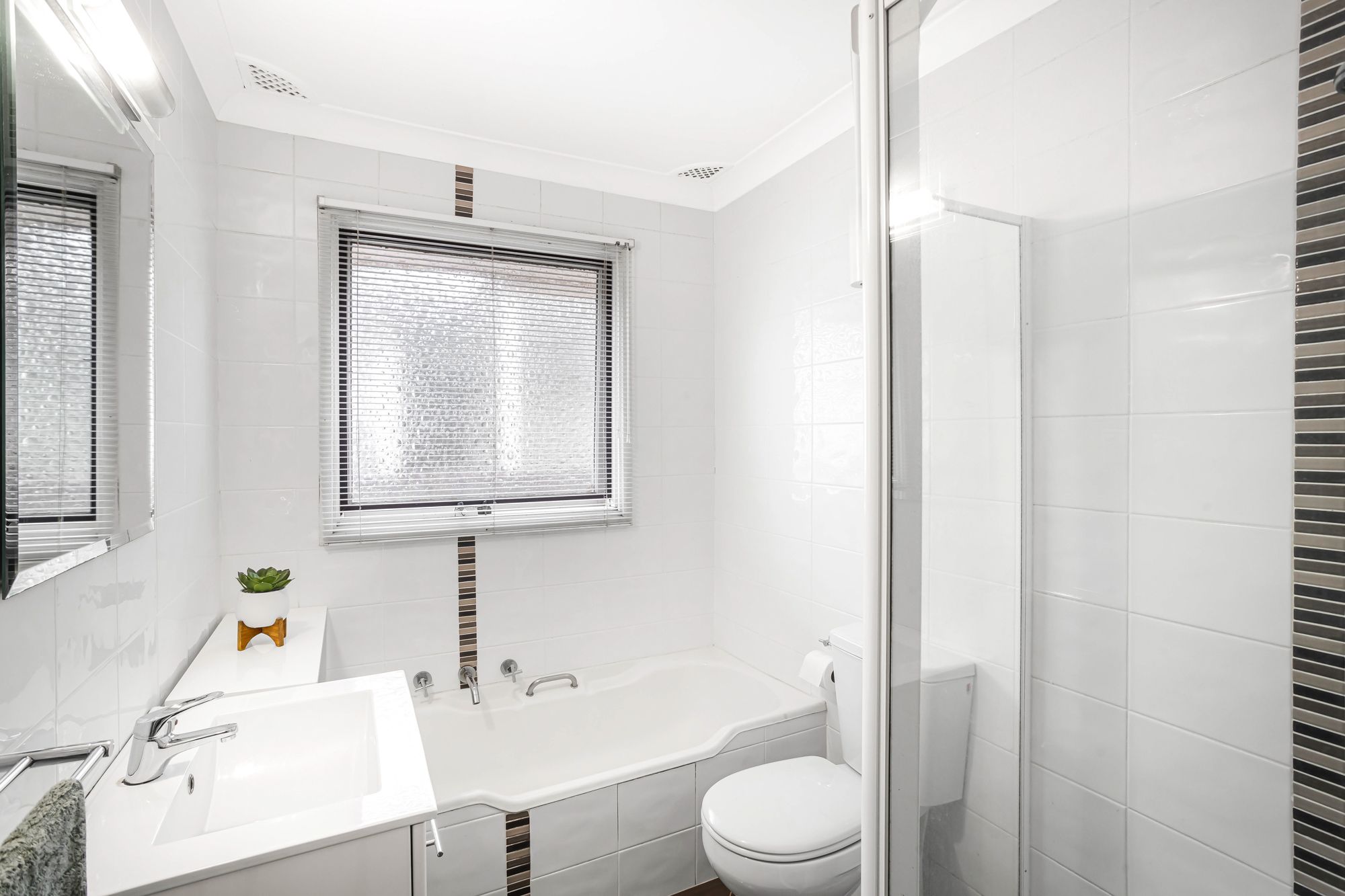 10 Pangari Crescent, Dharruk, NSW 2770 - Sold House - Ray White United ...
