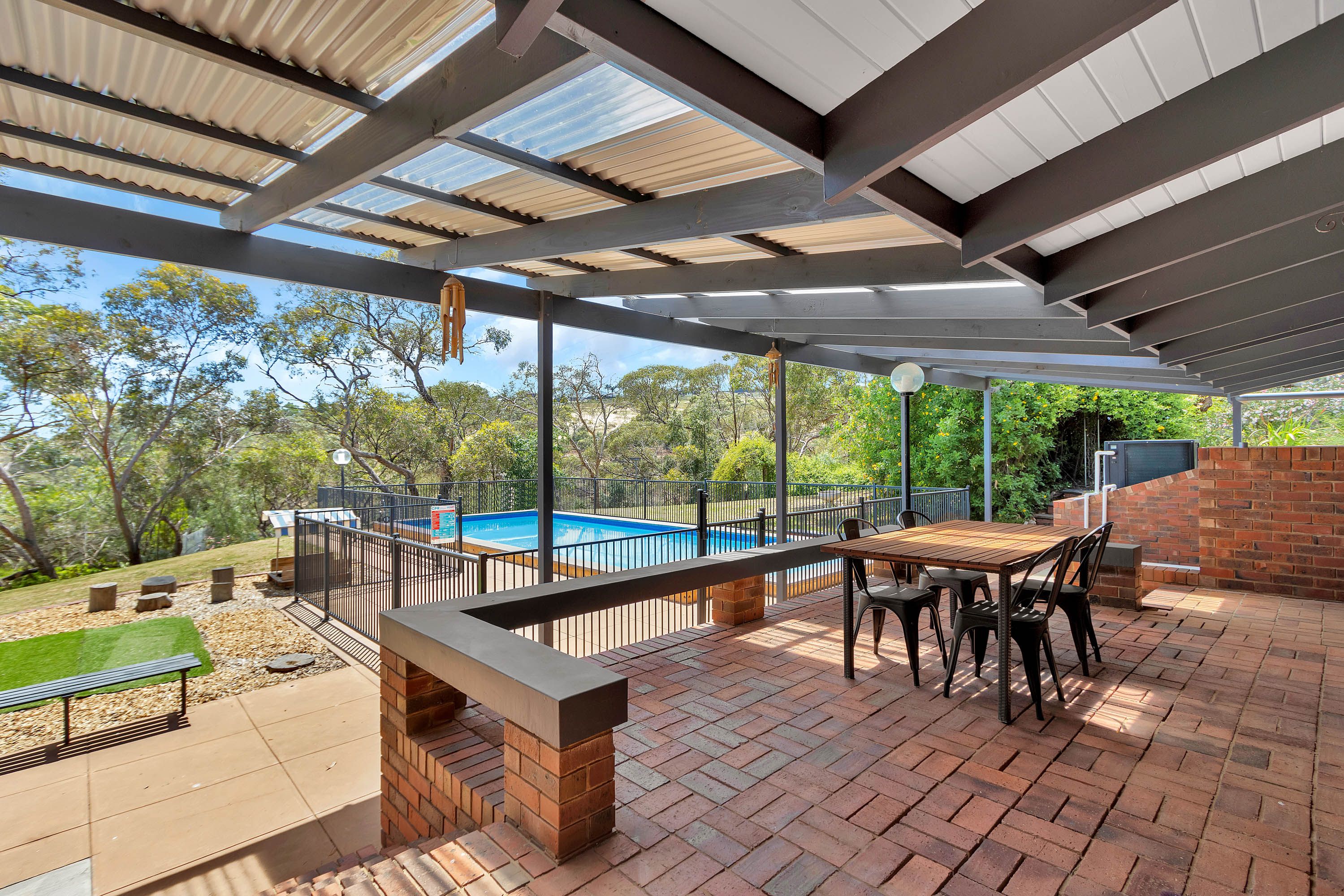 100 Target Hill Road, Salisbury Heights, SA 5109 - Sold House - Ray ...