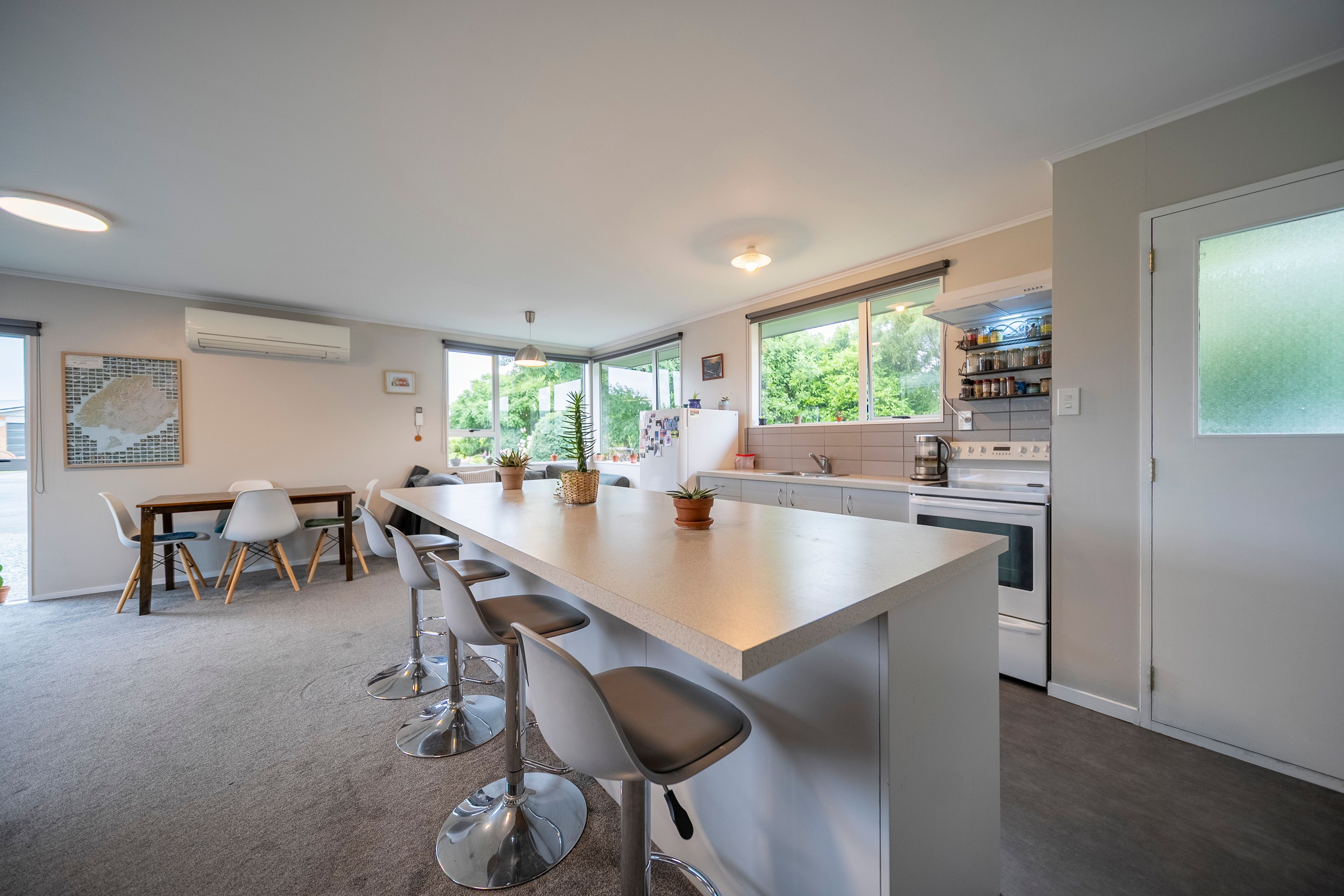 6 Melland Place, Te Anau, Southland District 9600 - Sold House - Ray ...