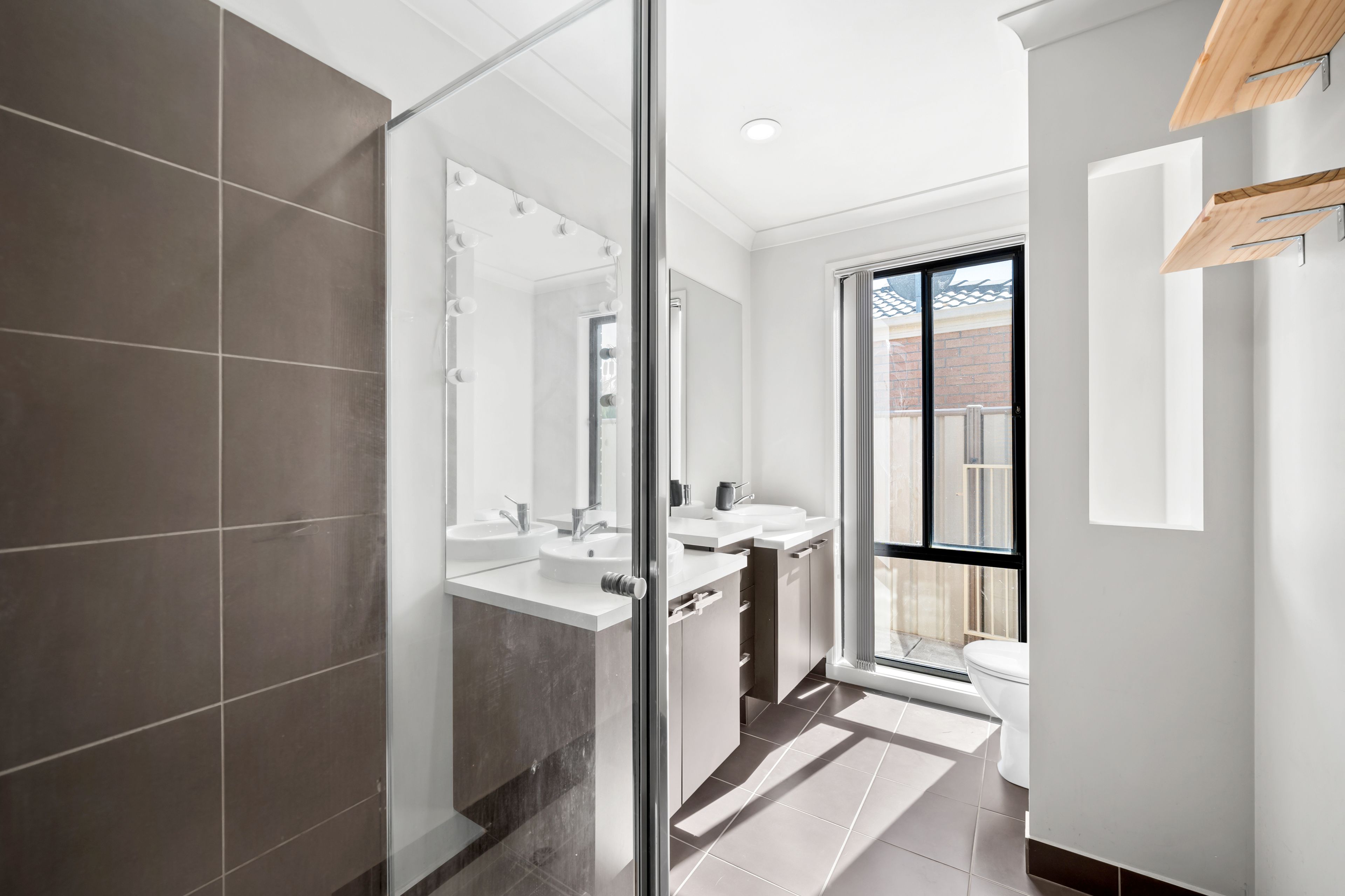 5 Robyn Street, Brookfield, VIC 3338 - Sold House - Ray White Sunbury