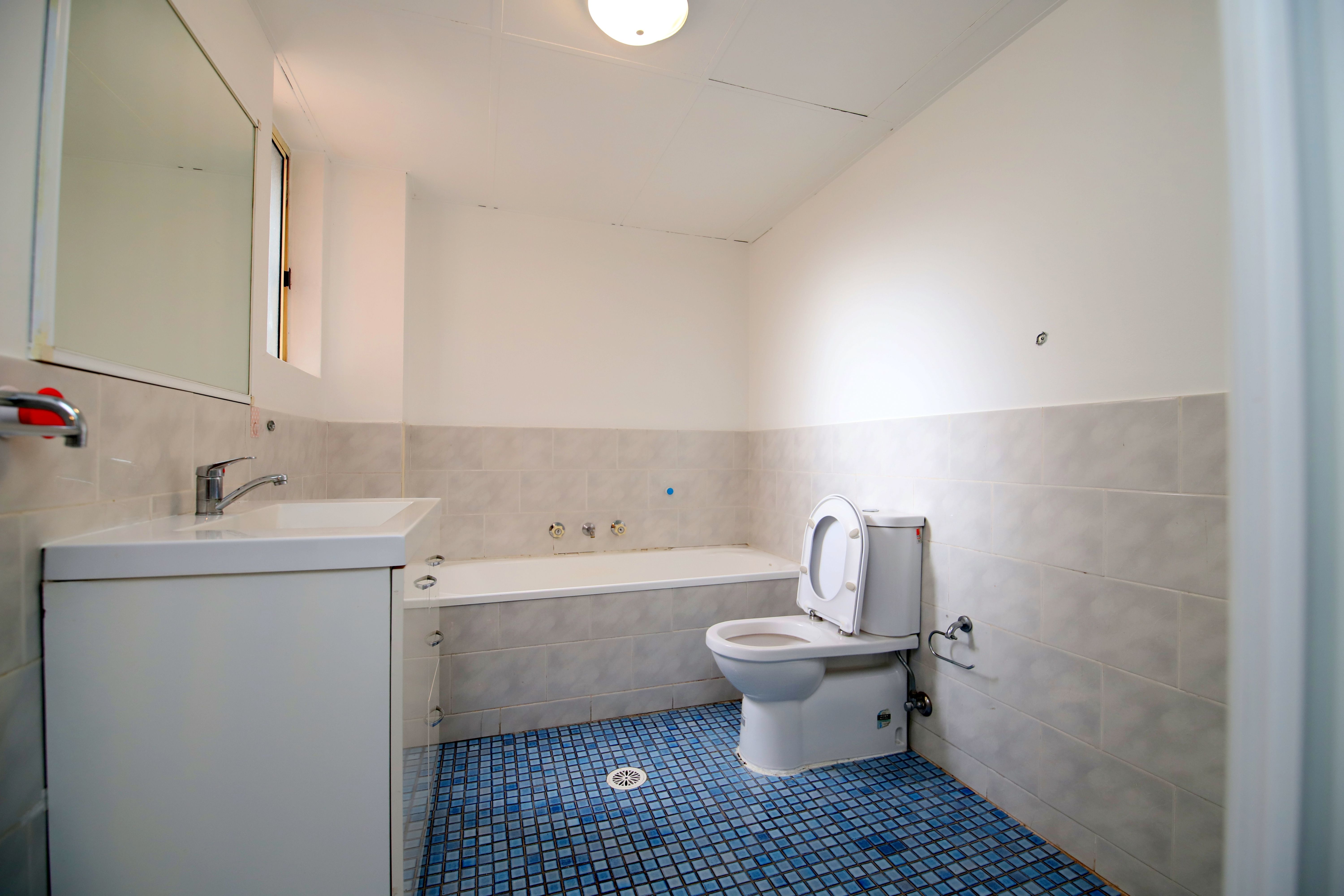 30/122-126 Meredith Street, Bankstown, NSW 2200 - Leased Unit - Ray ...