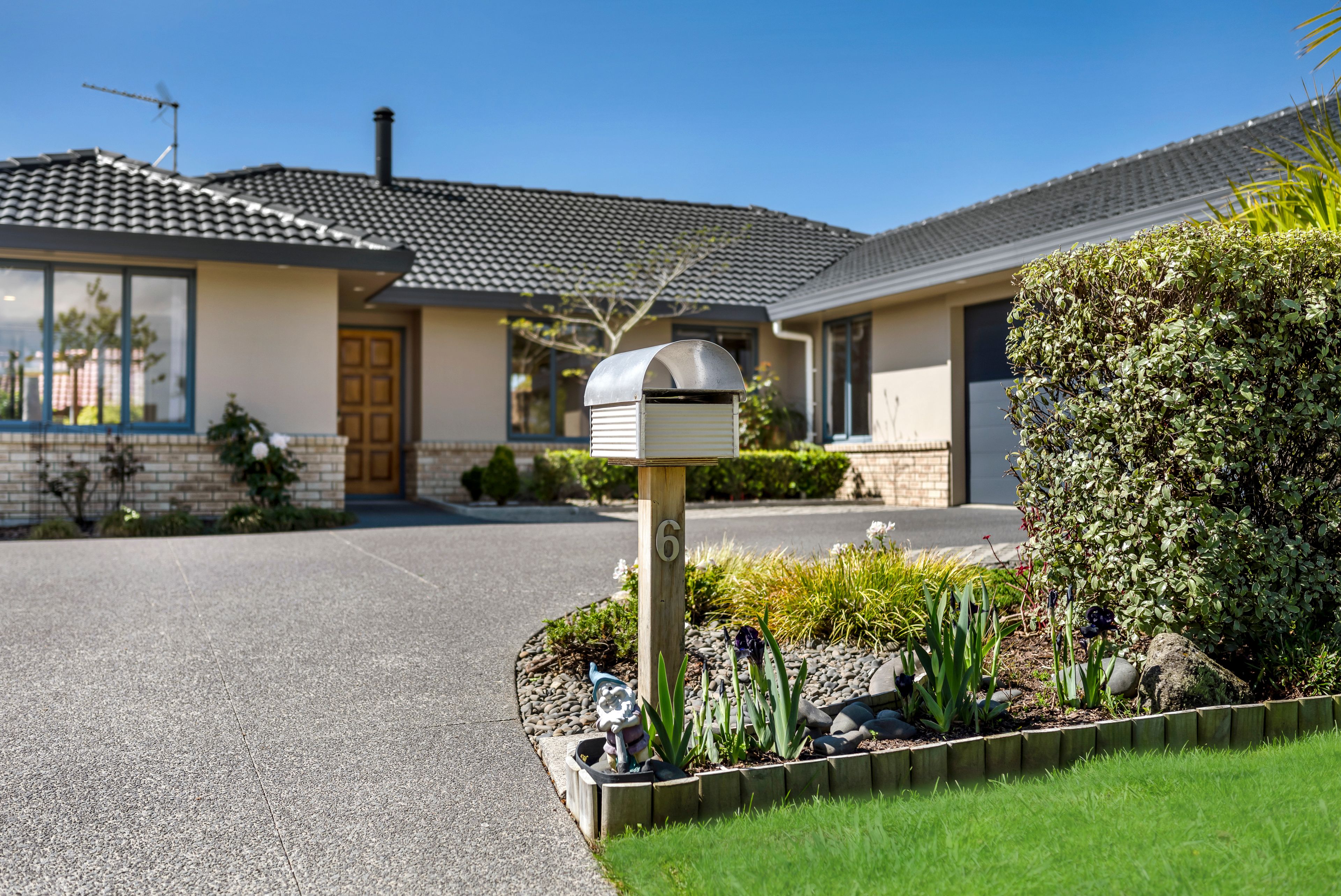 6 Lansell Drive, Dannemora, Manukau City 2016 - Sold House - Ray White ...