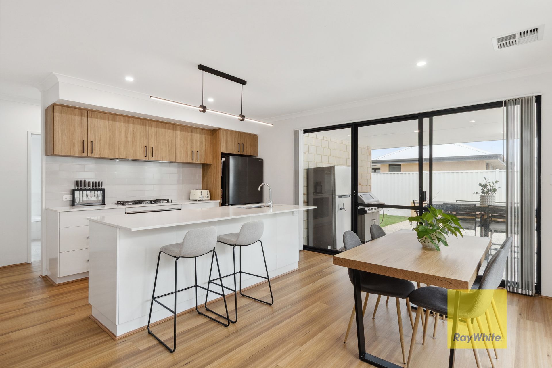 Ray White Aldridge & Associates