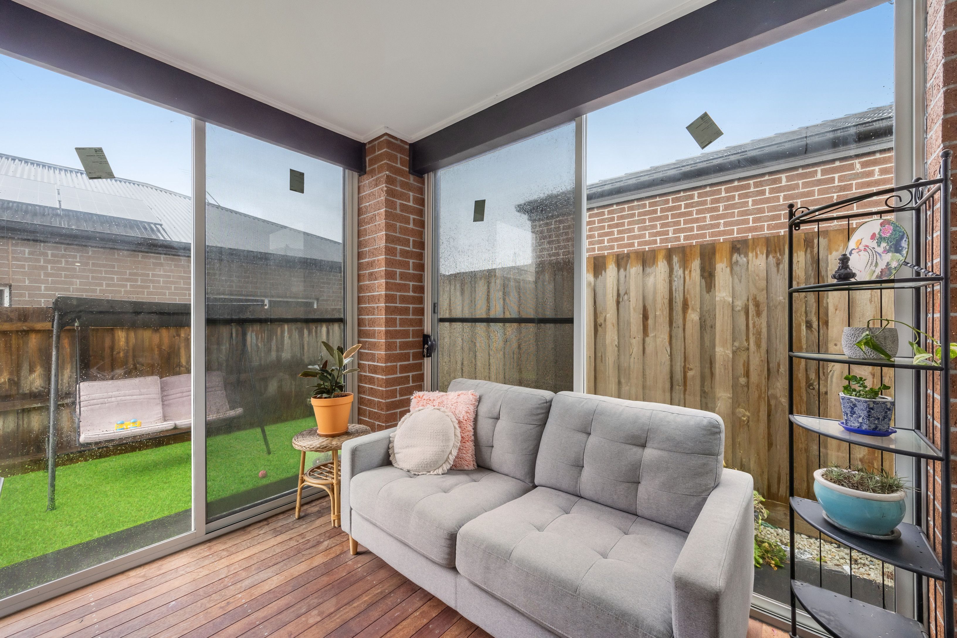 10 Darmain Drive, Greenvale, VIC 3059 - Leased House - Ray White Glenroy