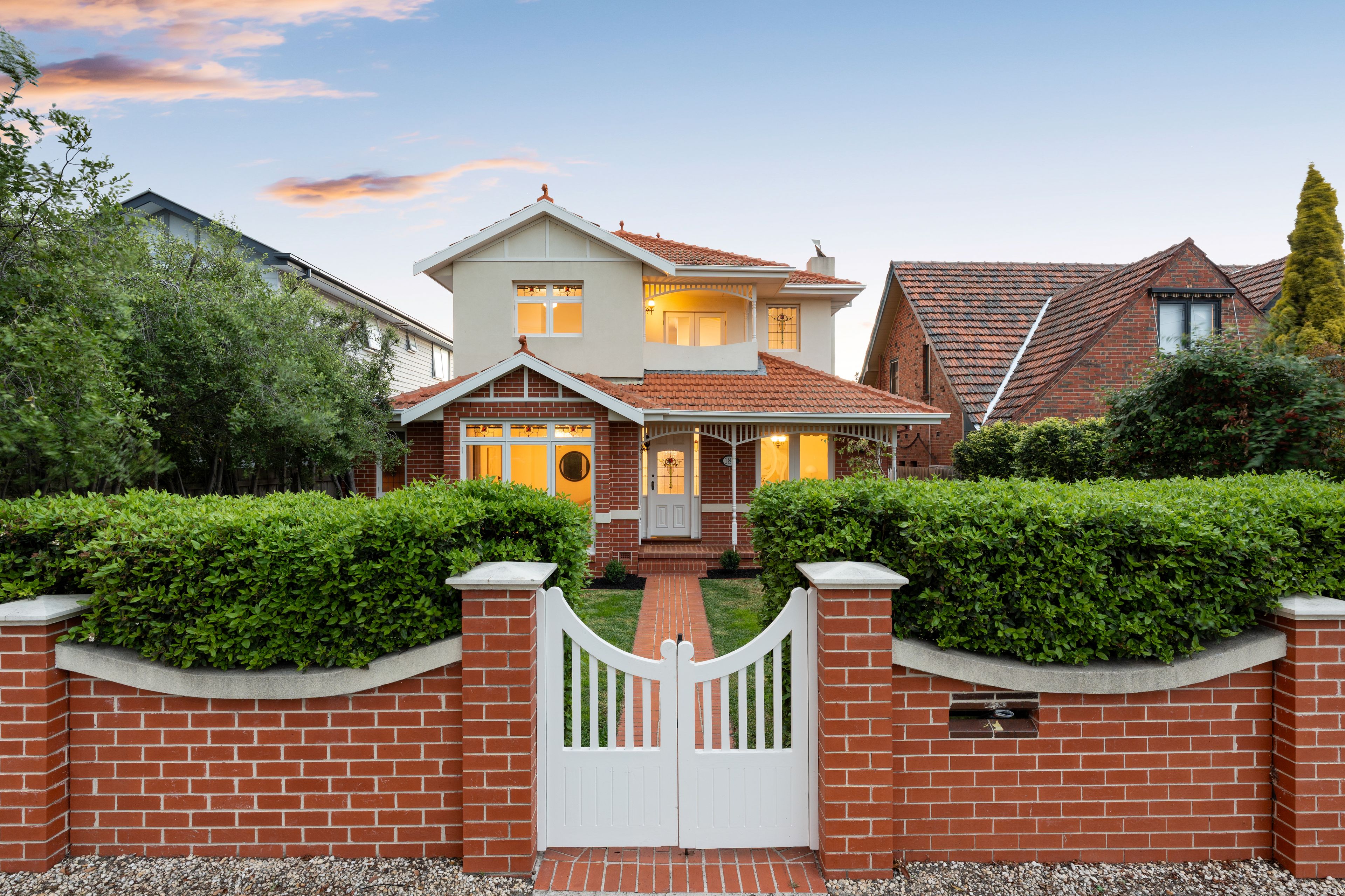 Ray White The Bayside Group