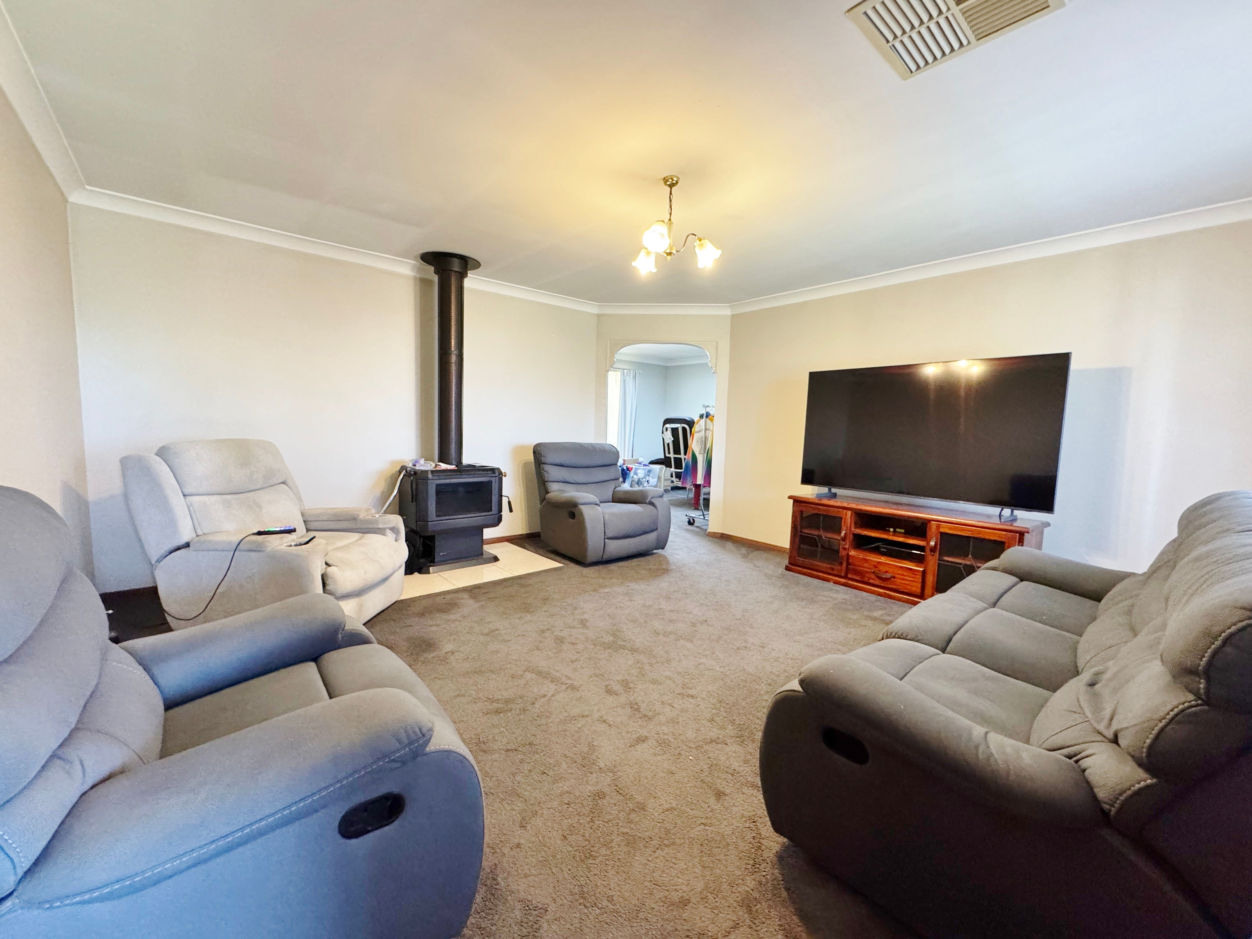 4 Martin Court, Young, NSW 2594 - Sold House - Ray White Young | Harden ...