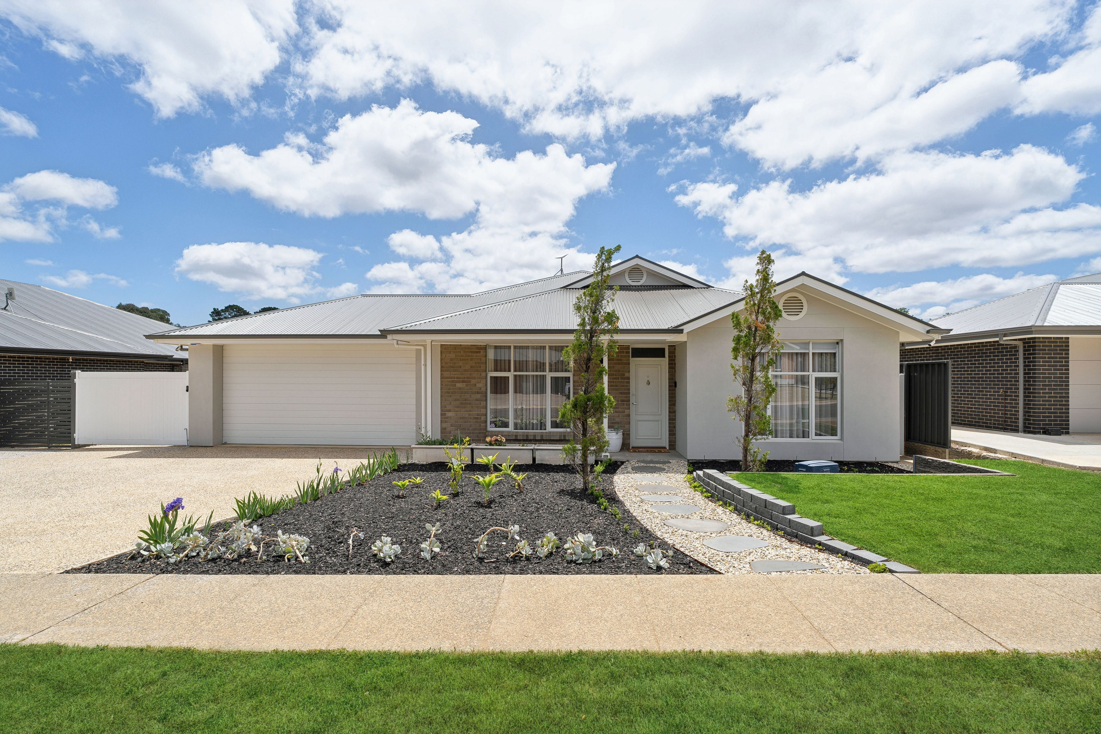 11 Spring Avenue, Kangarilla, SA 5157 - Sold House - Ray White ...