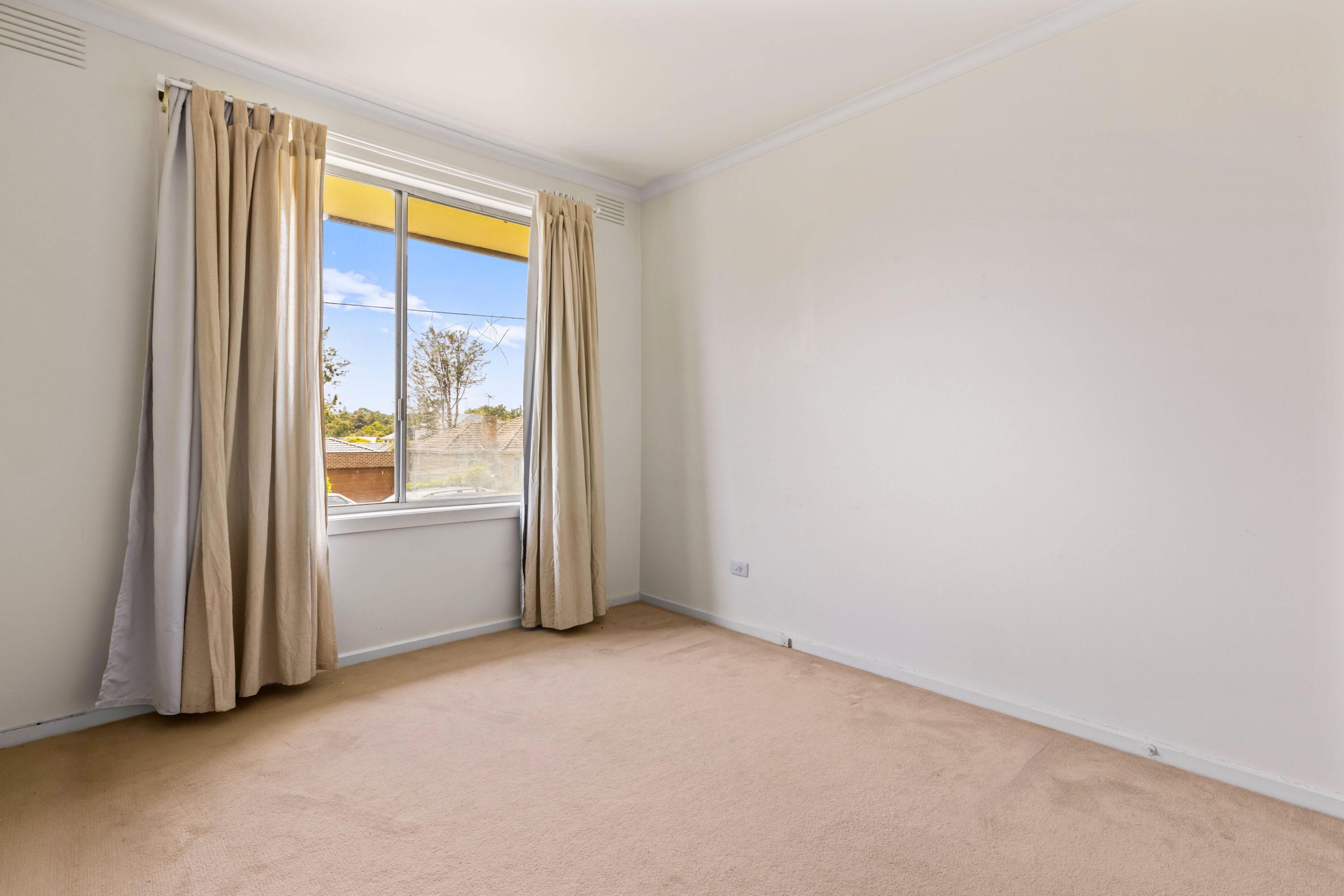 2/1 Adrienne Crescent, Mount Waverley, VIC 3149 - Apartment for Rent ...