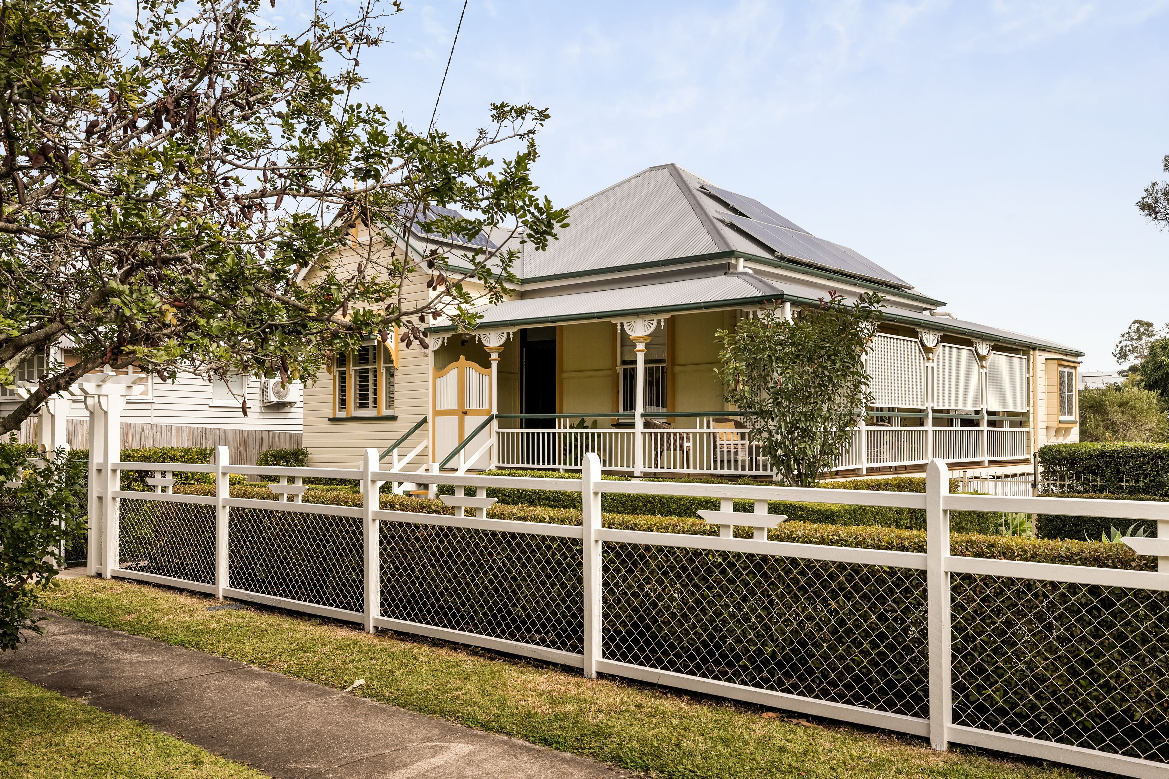 18 Lindon Street, Dutton Park, QLD 4102 - Sold House - Ray White New Farm