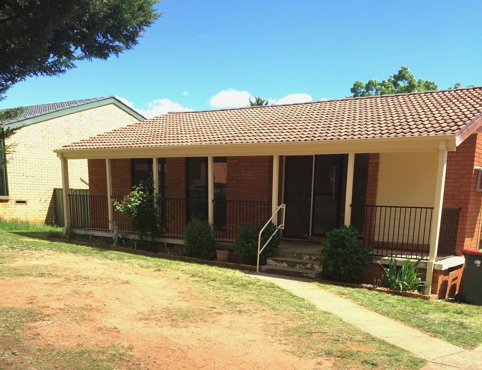 16 Pindari Place, Orange, NSW 2800 - Leased House - Ray White Orange ...