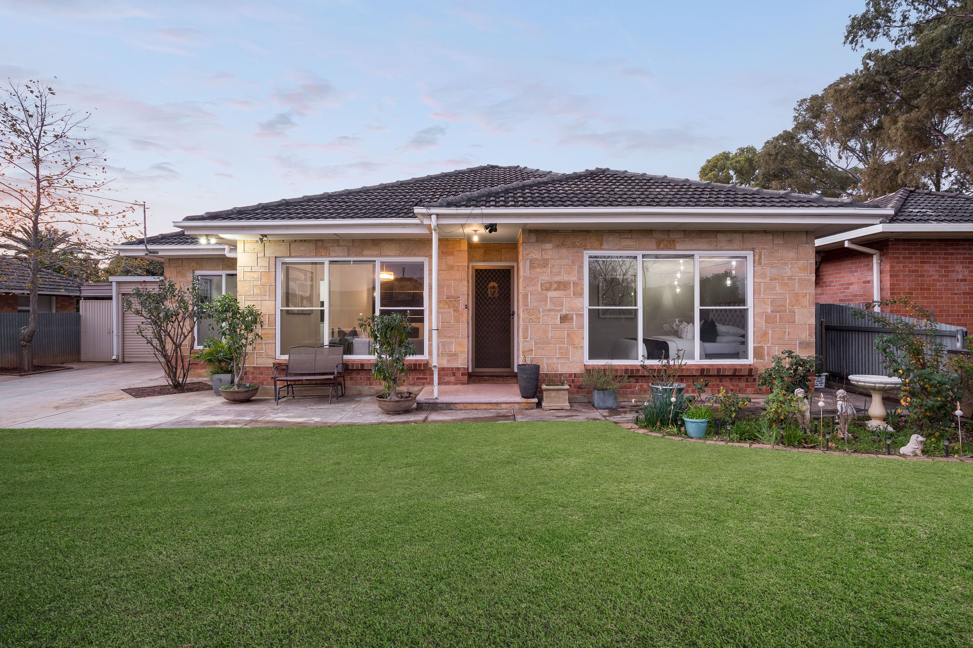 Ray White Prospect