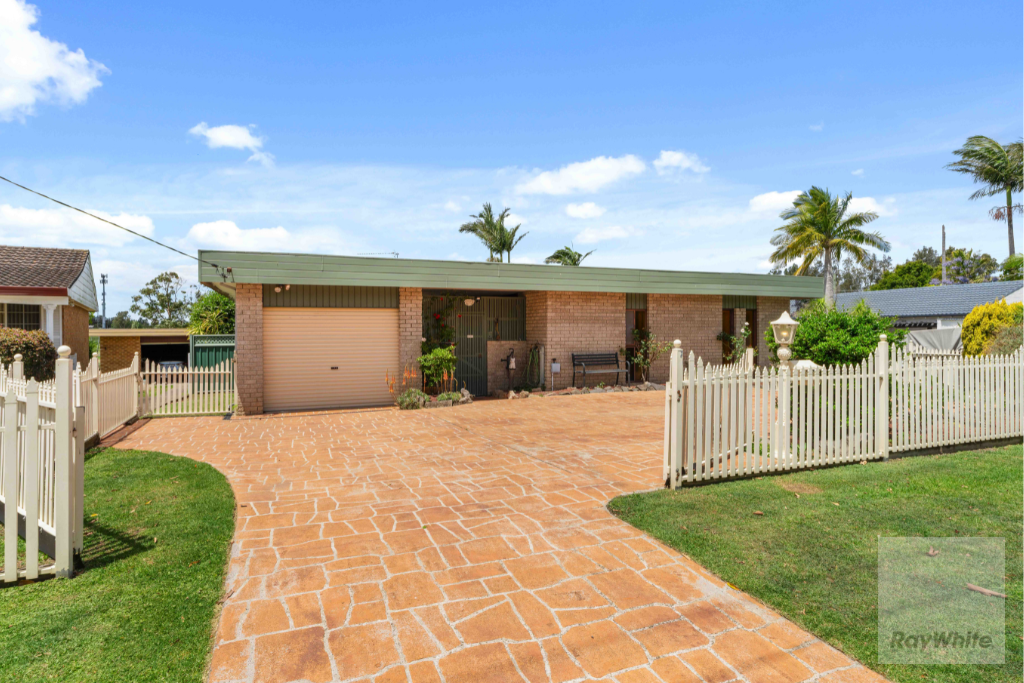 15 Tarraba Crescent, Nowra, NSW 2541 - Sold House - Ray White ...