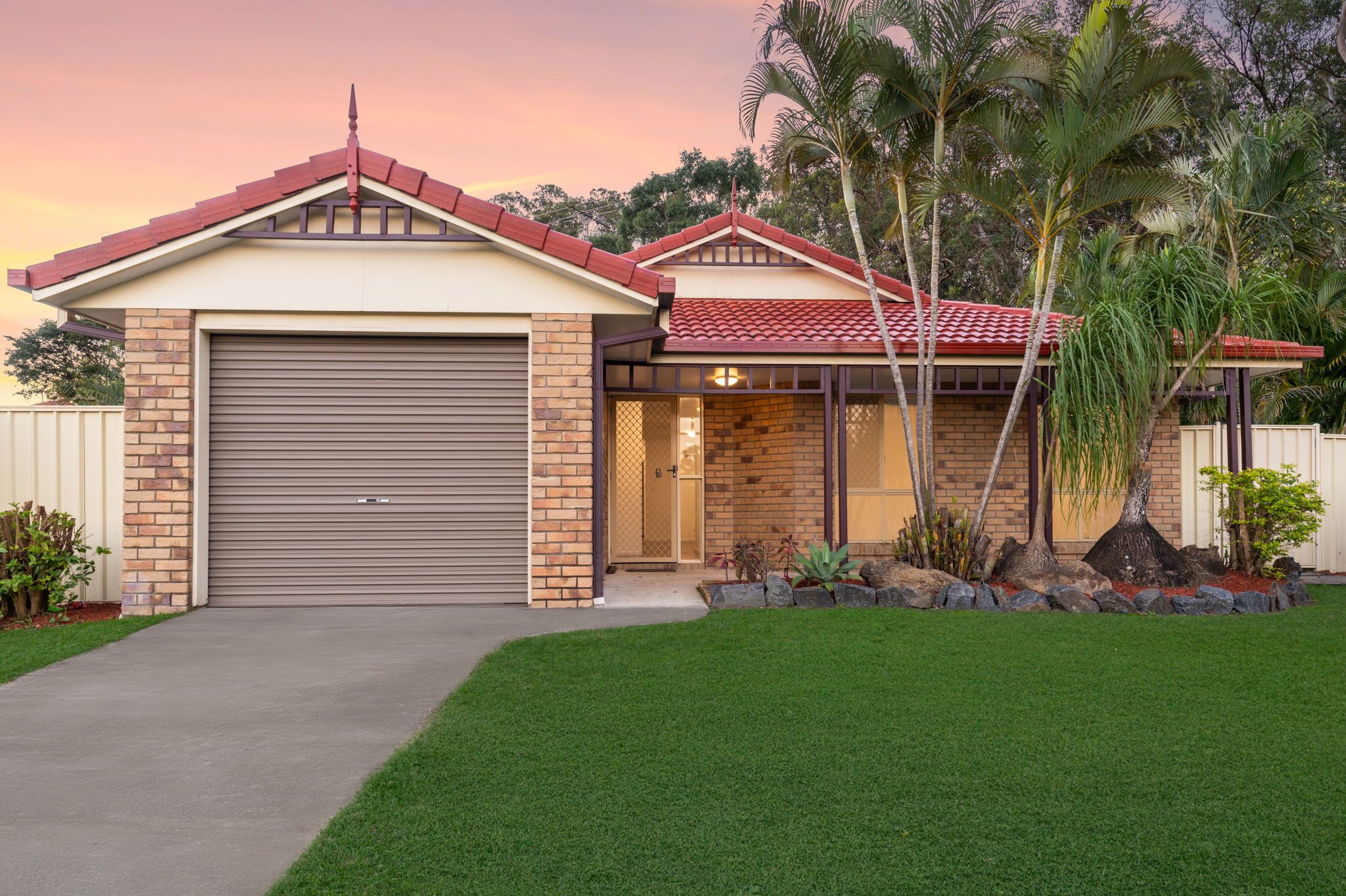 16 Rowena Court, Boronia Heights, QLD 4124 - Sold House - Ray White Marsden