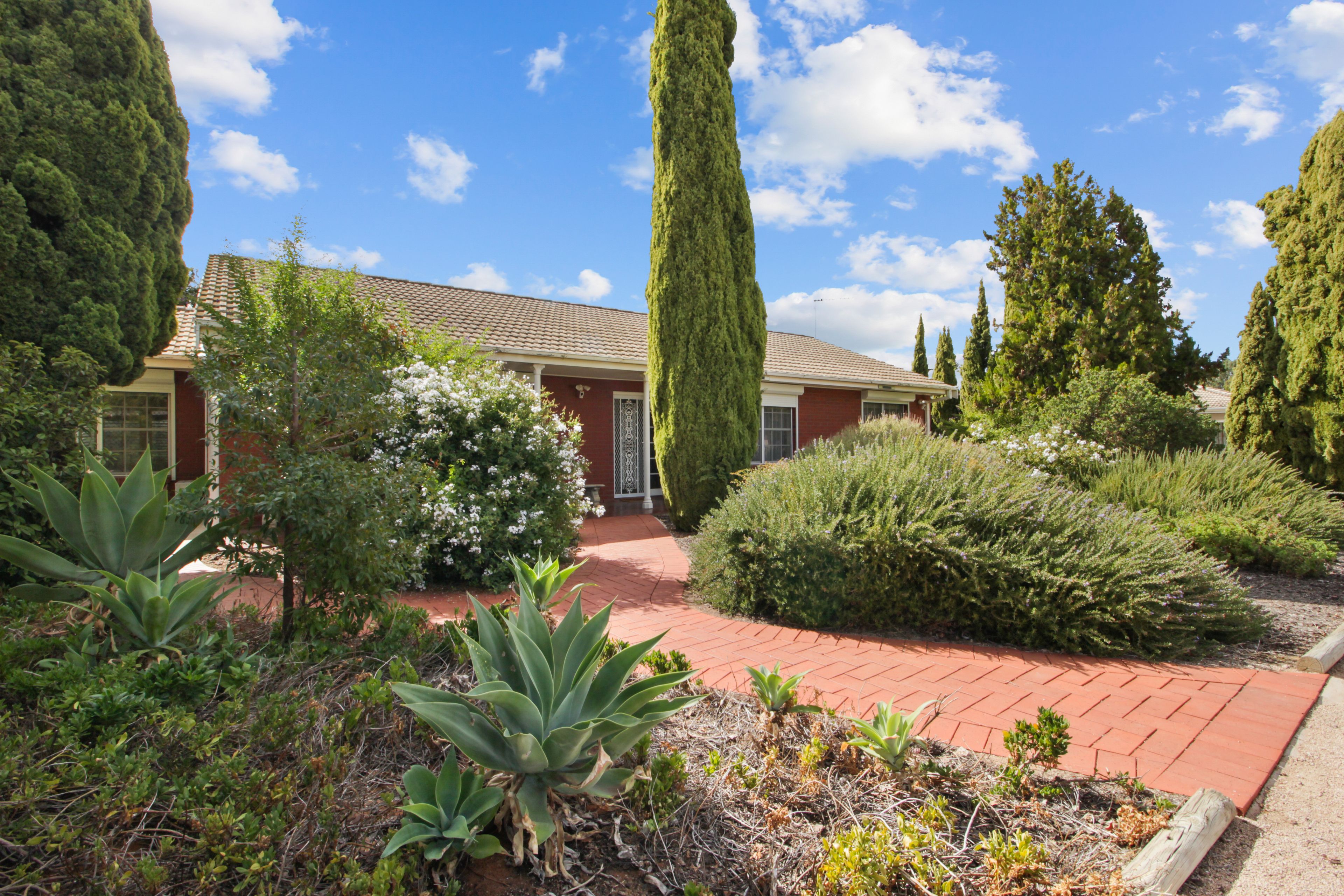 4 Taylor Street, Renmark, SA 5341 - Sold House - Ray White Riverland