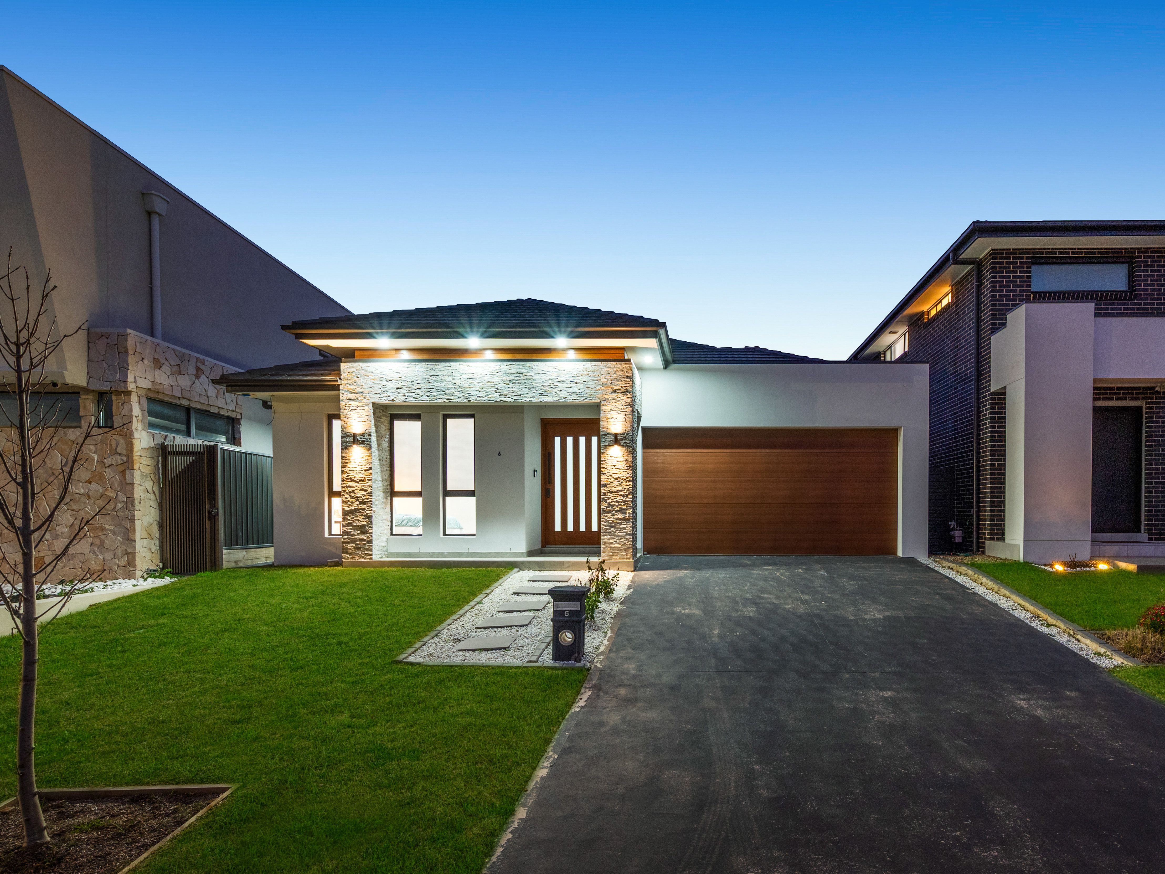 6 Mcclymont Drive, Catherine Field, NSW 2557 - Sold House - Ray White ...