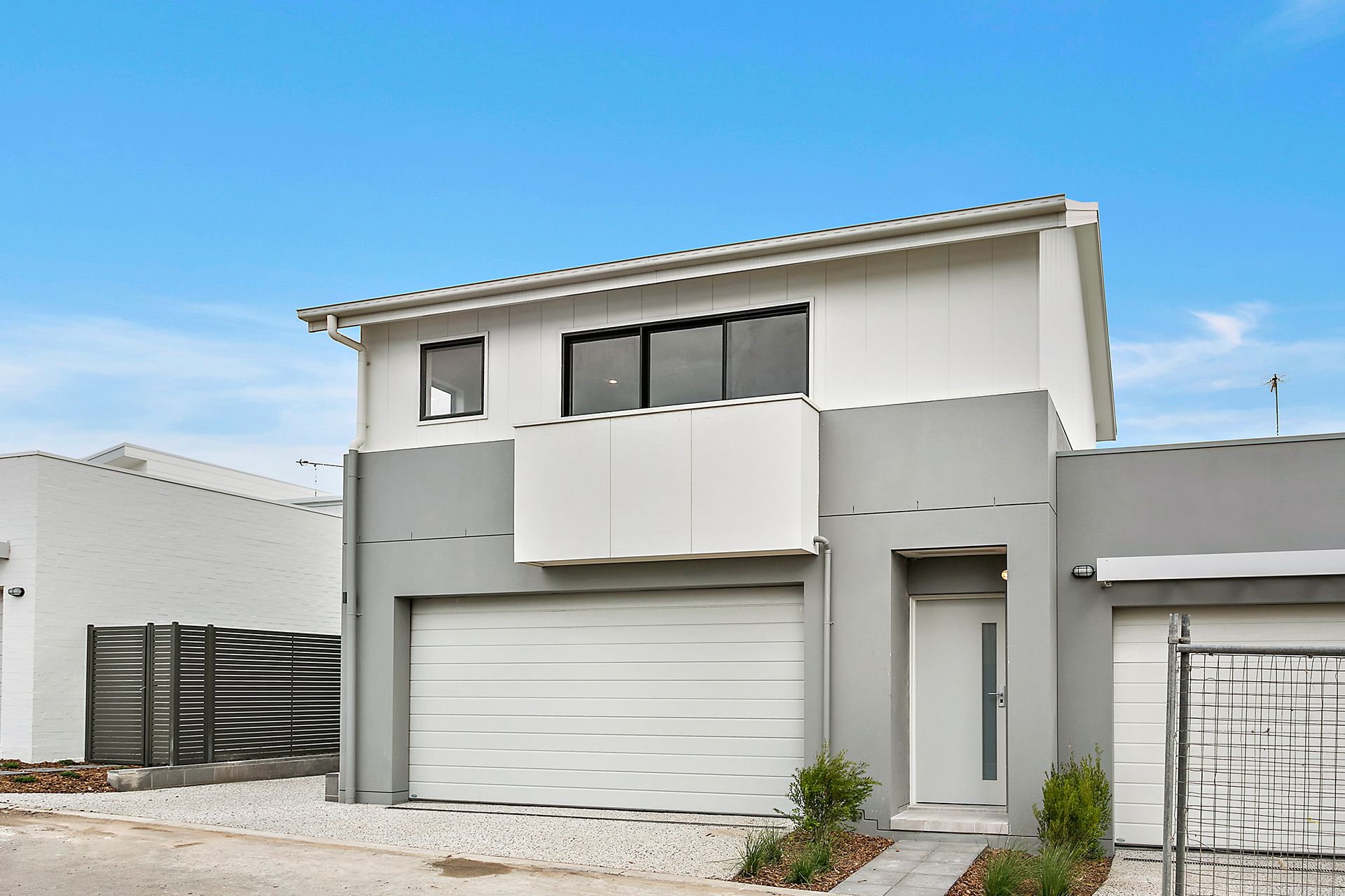 111A Harbour Boulevard, Shell Cove, NSW 2529 - Leased Studio - Ray ...
