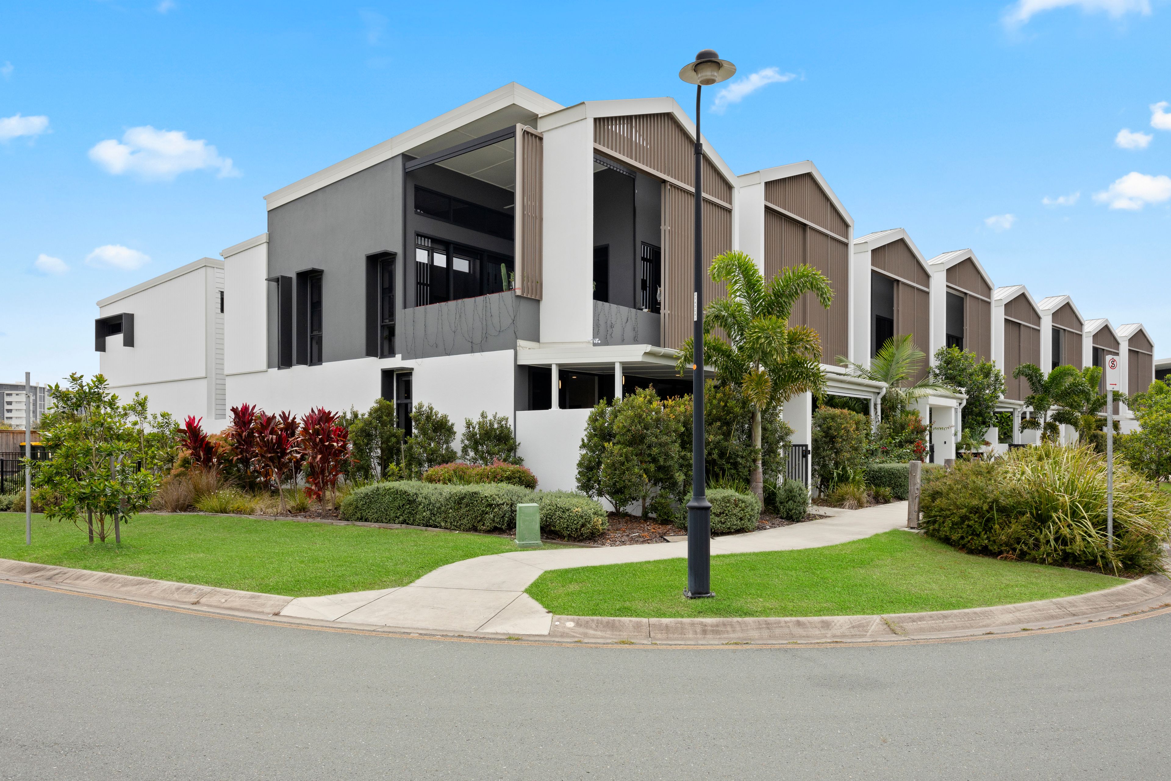 49/2 Mantra Esplanade, Birtinya, QLD 4575 - Sold Unit - Ray White Bli Bli