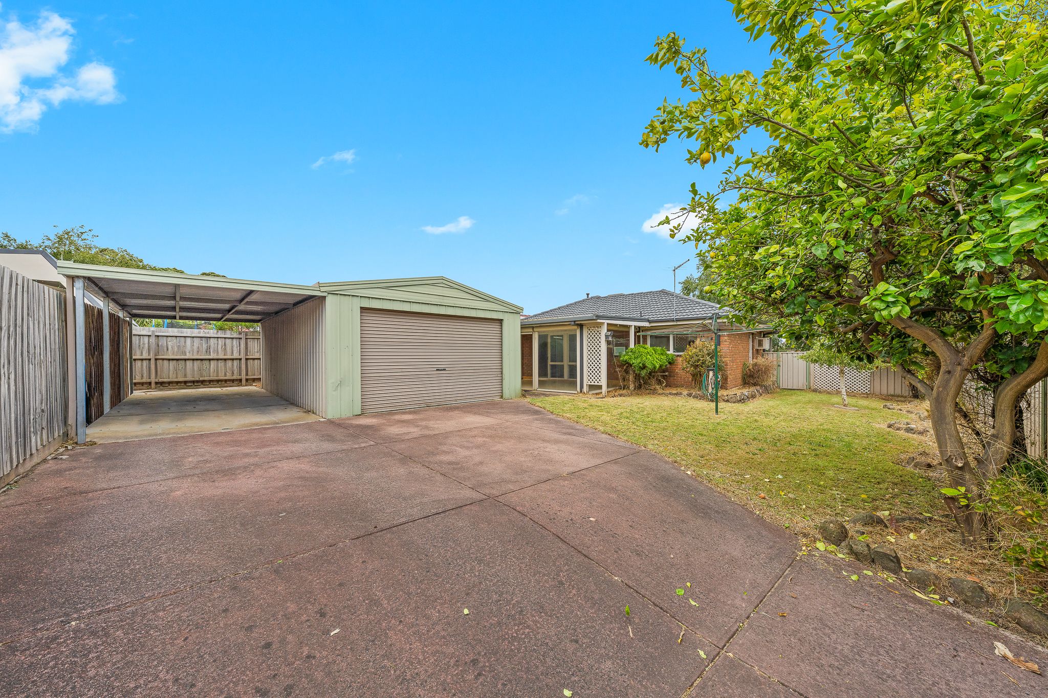 16 Hawdon Drive, Cranbourne, VIC 3977 - Leased House - Ray White Cranbourne