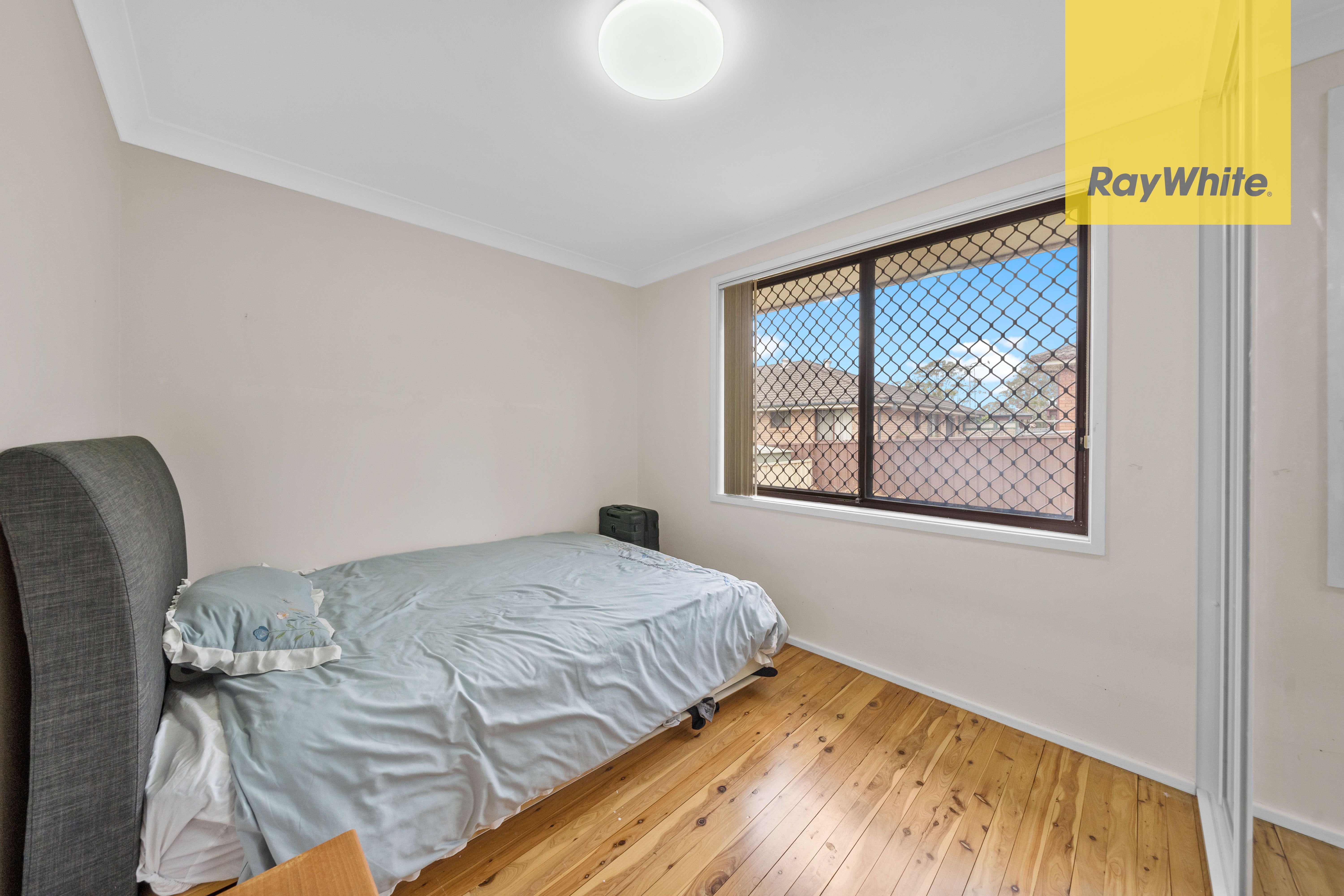 5 Amundsen Street, Leumeah, NSW 2560 - Sold House - Ray White AusBan