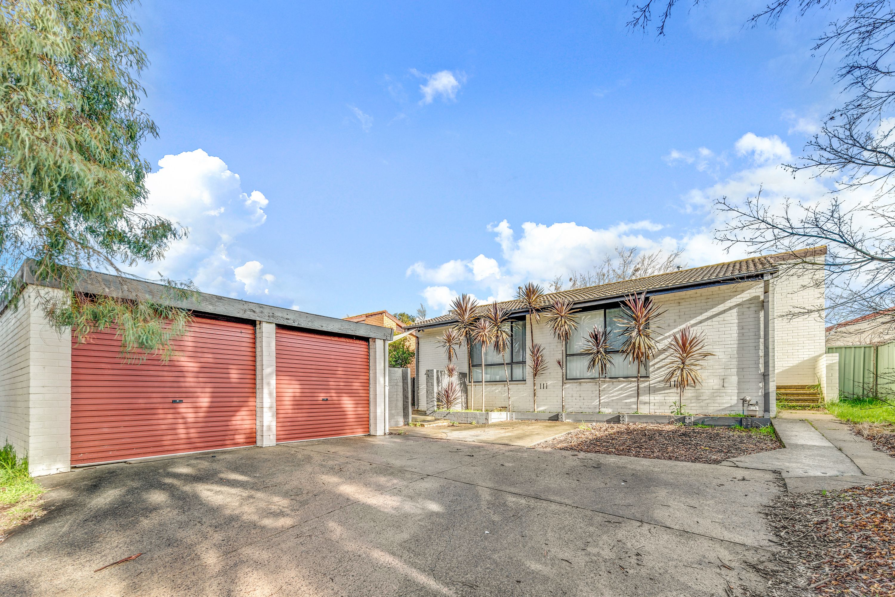 19 Shakespeare Crescent, Fraser, ACT 2615 - House for Rent - Ray White ...