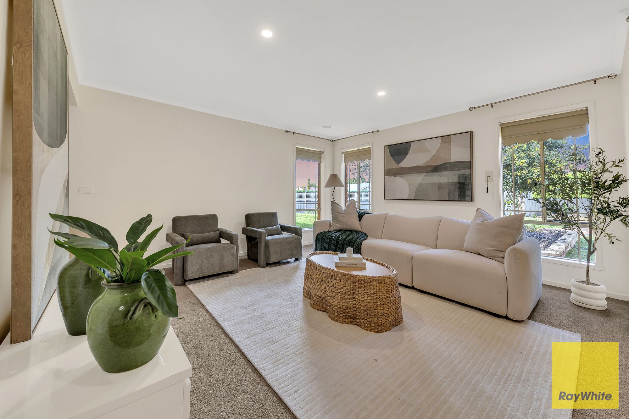 47 Thomas Carr Drive, Tarneit, VIC 3029 - Sold House - Ray White Tarneit