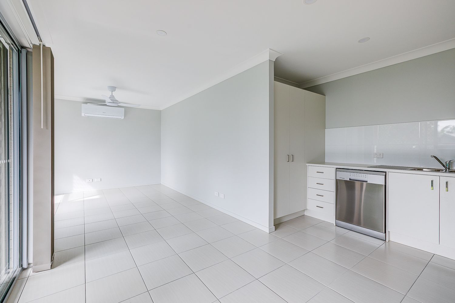1/11 Finch Court, Loganlea, QLD 4131 - Leased House - Ray White Marsden