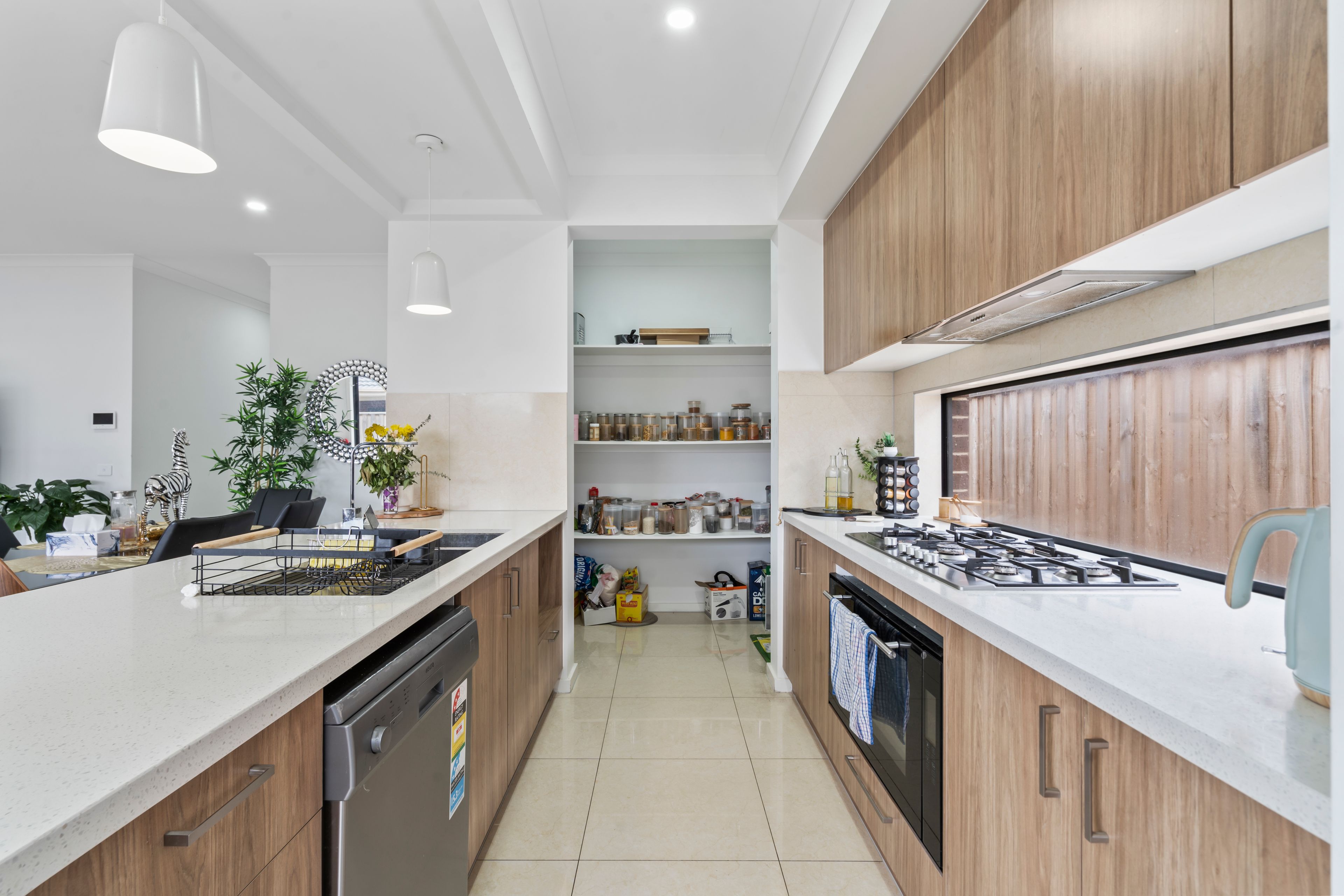 5 Cockerell Street, Tarneit, VIC 3029 - House for Rent - Ray White Glenroy