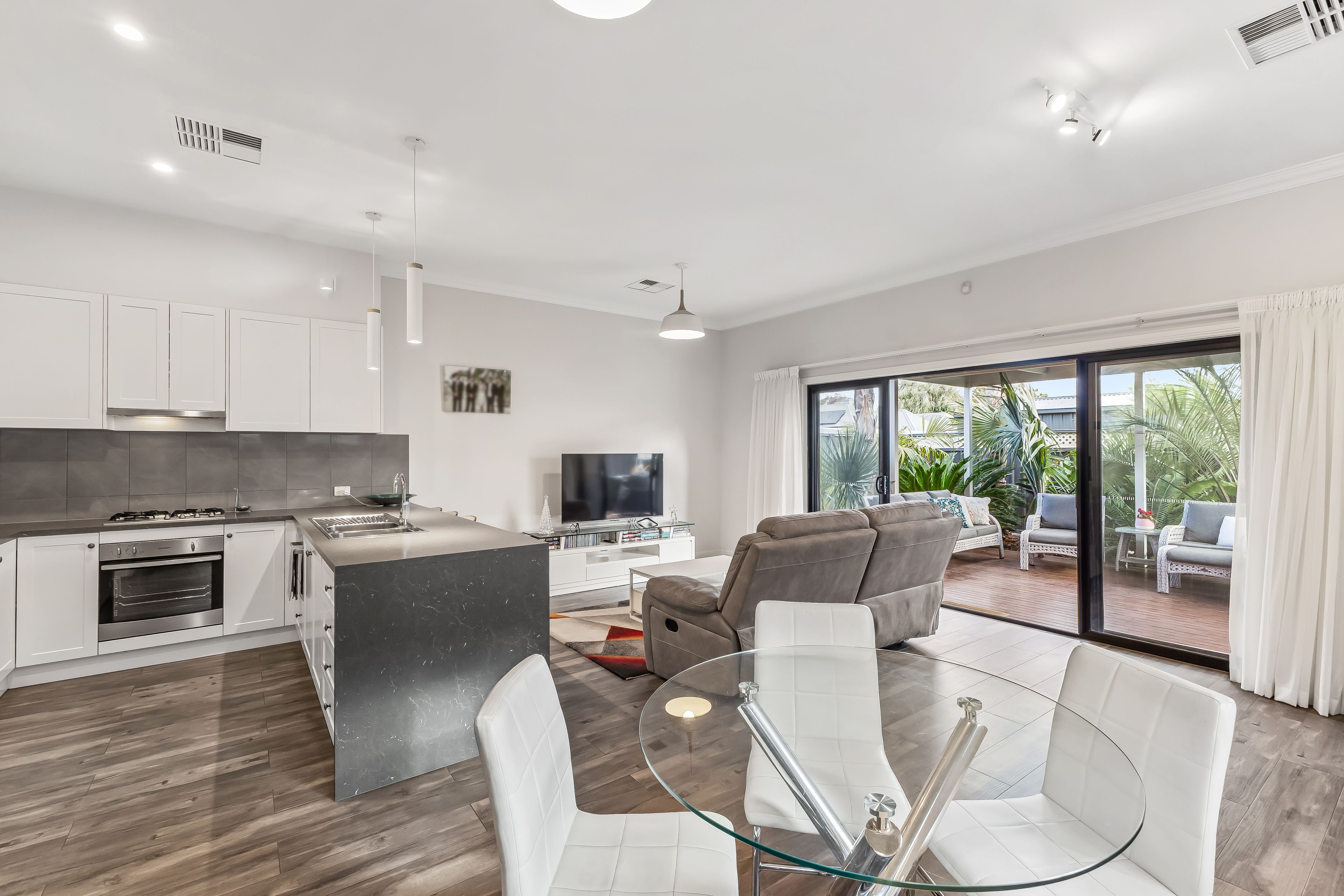 38 Paxton Street, Semaphore South, SA 5019 - Sold House - Ray White ...