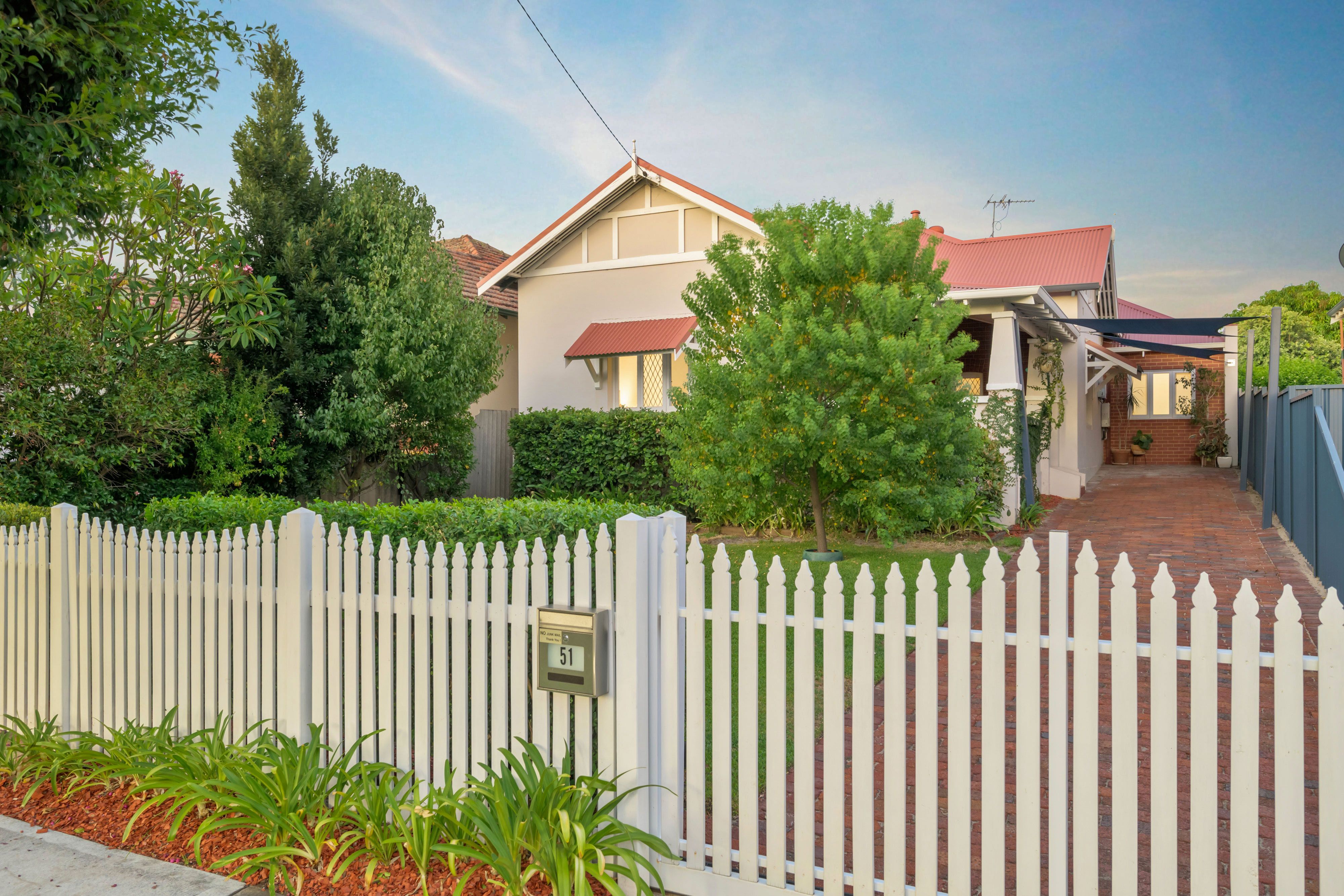 51 Dundas Road, Inglewood, WA 6052 - Leased House - Ray White Inner North