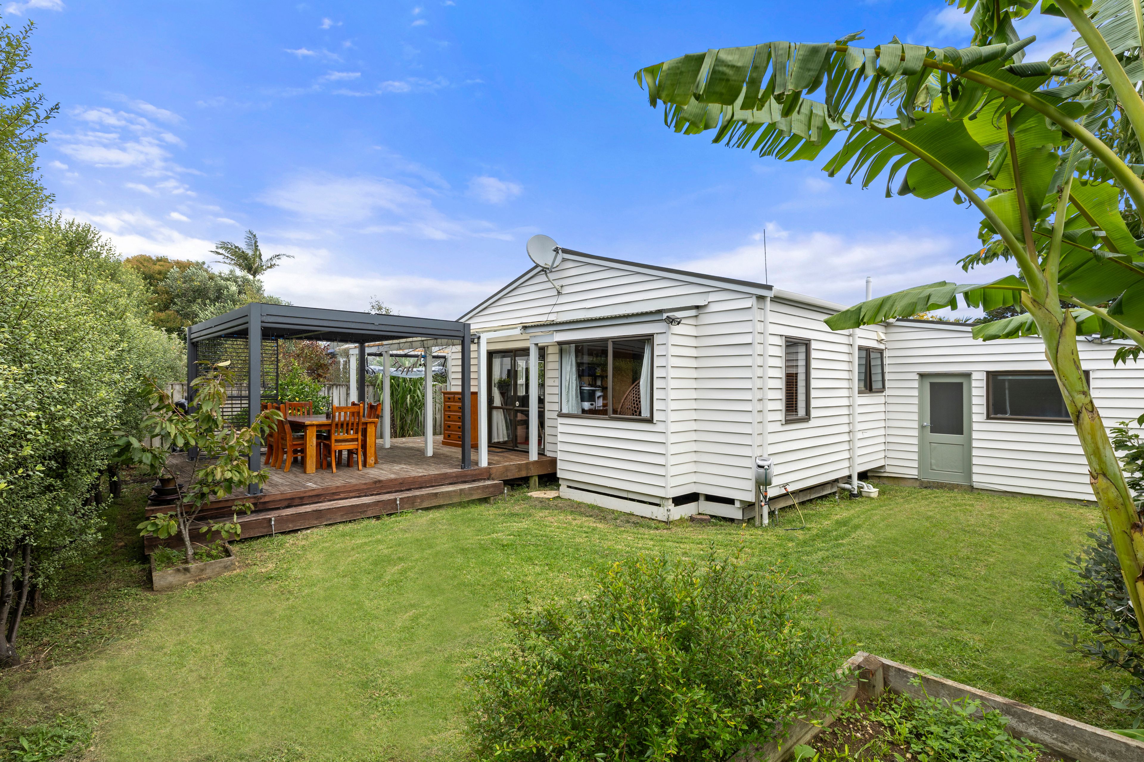 21C Lorenzen Bay Road, Raglan, Waikato District 3225 - House for Sale ...