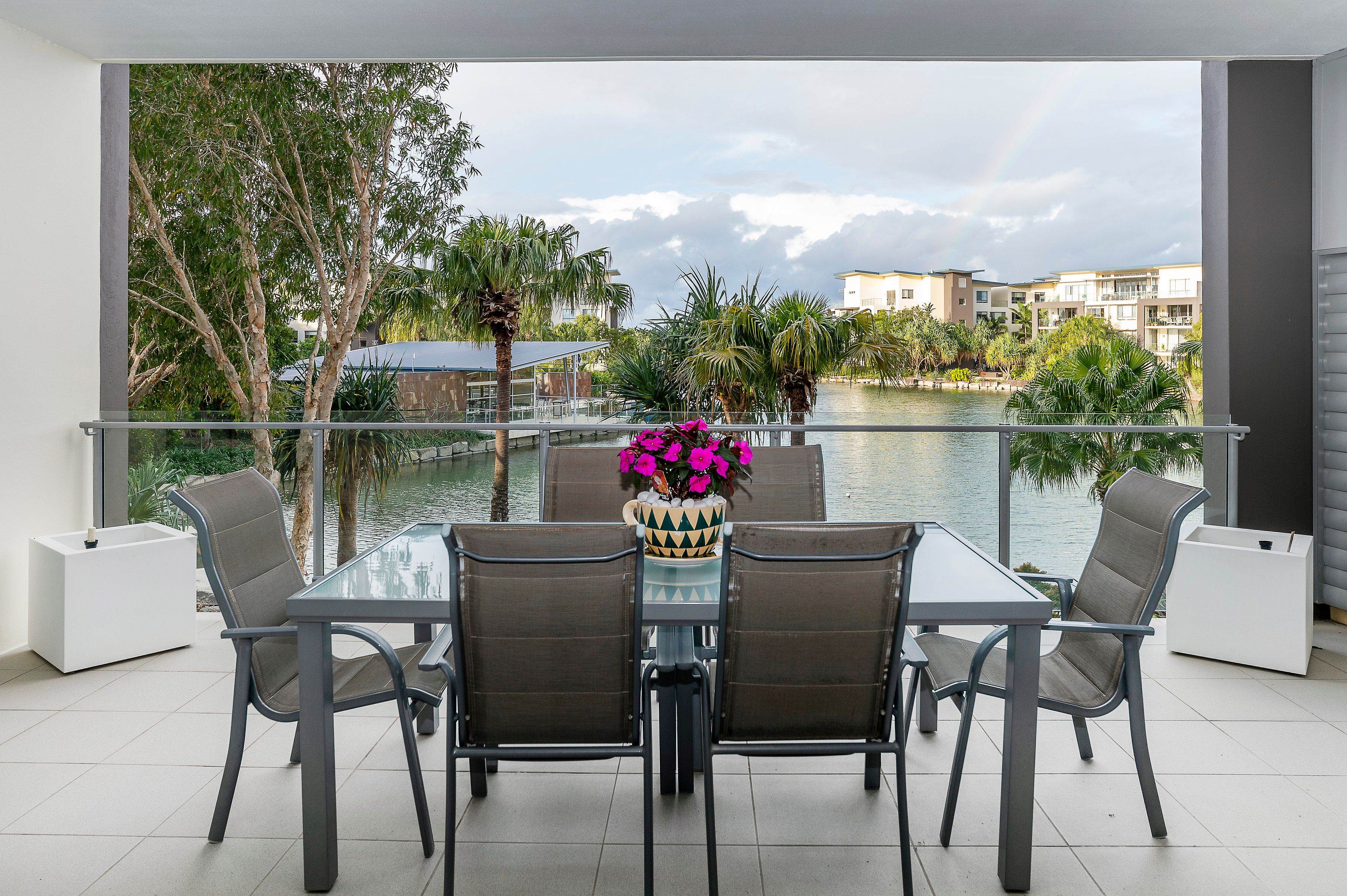 322/3-5 Pendraat Parade, Hope Island, QLD 4212 - Sold Apartment - Ray ...