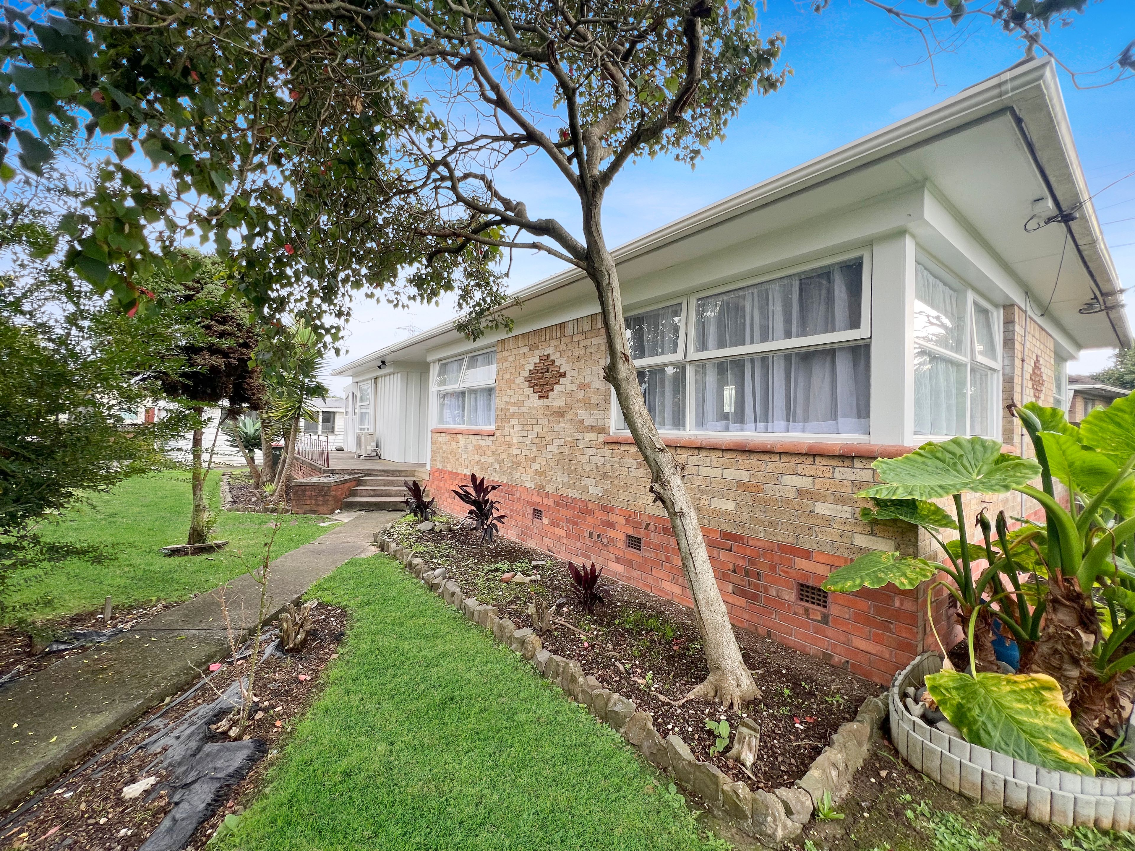 1 Lynn Place, Otara, – Home For Rent • Ray White New Zealand