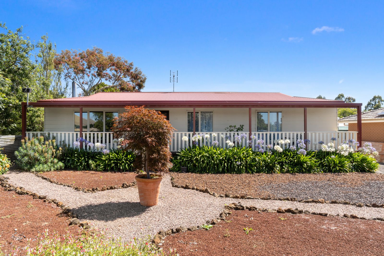 26A & 26B Chatsworth Road, Derrinallum, VIC 3325 - Sold House - Ray ...