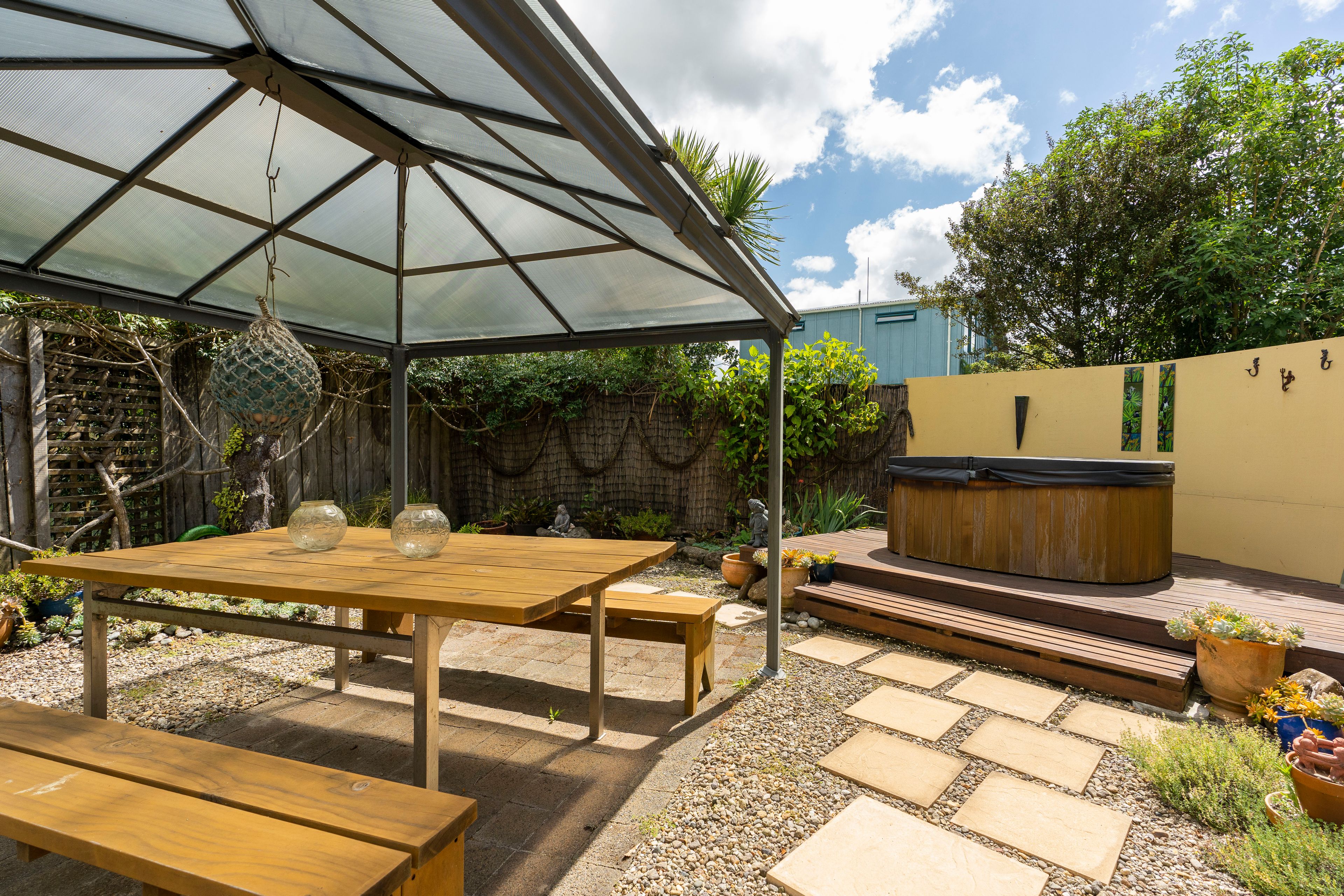 35 Hill View Road, Matarau, Whangarei District 0185 - Sold House - Ray ...