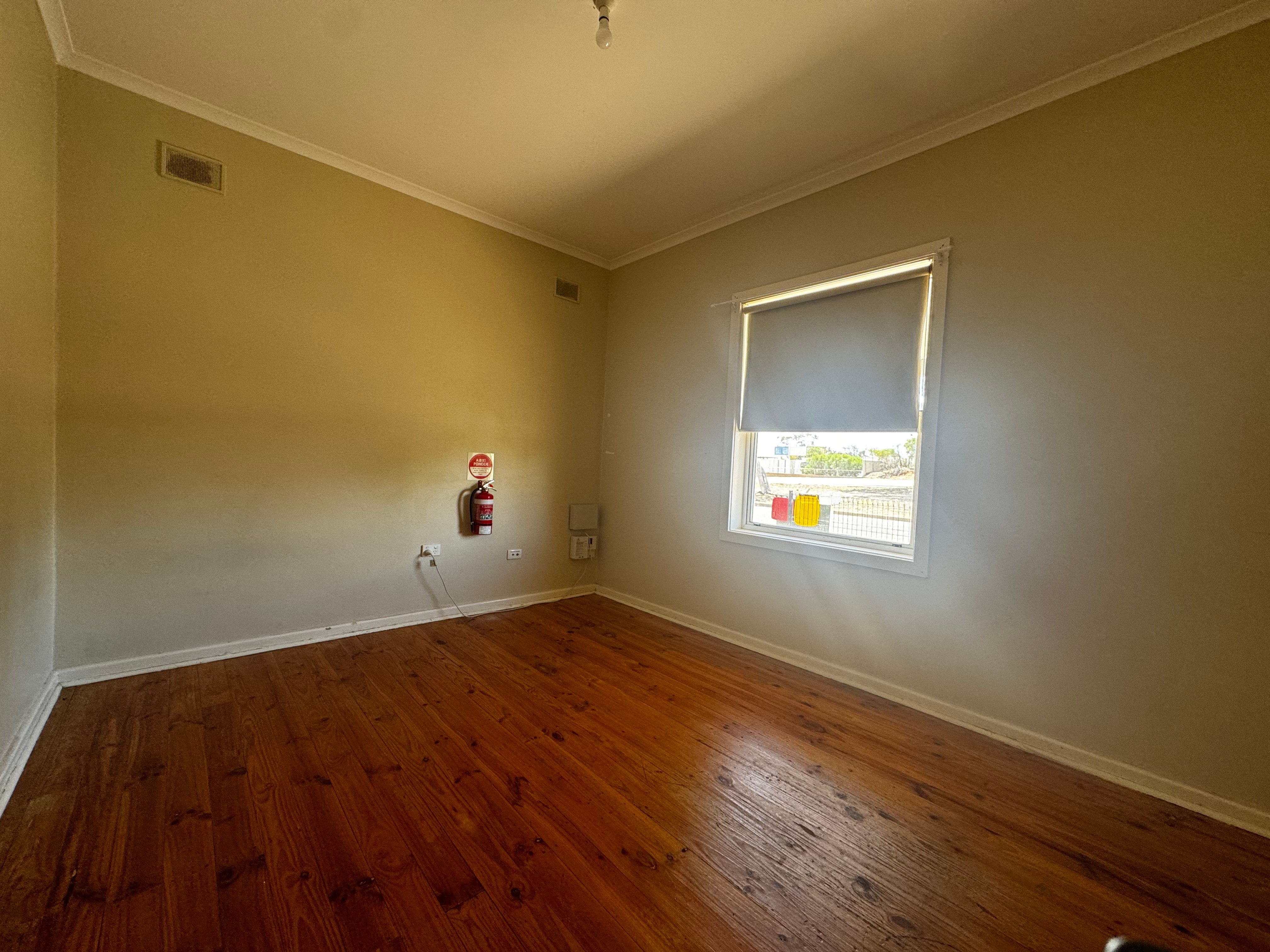 36 Seaview Road, Port Augusta, SA 5700 - Leased House - Ray White Port ...