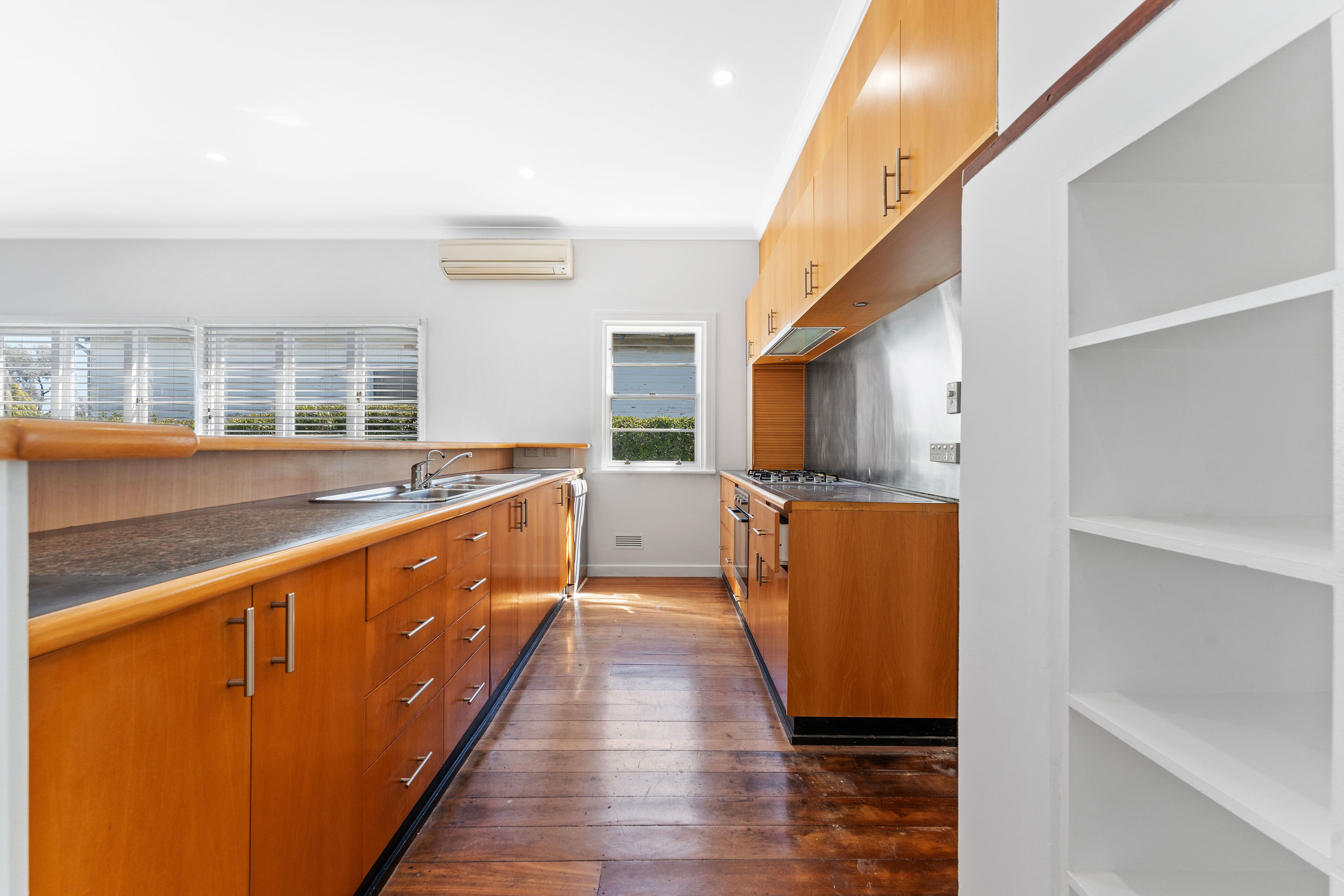 137 Solomon Street, Beaconsfield, WA 6162 - Leased House - Ray White ...